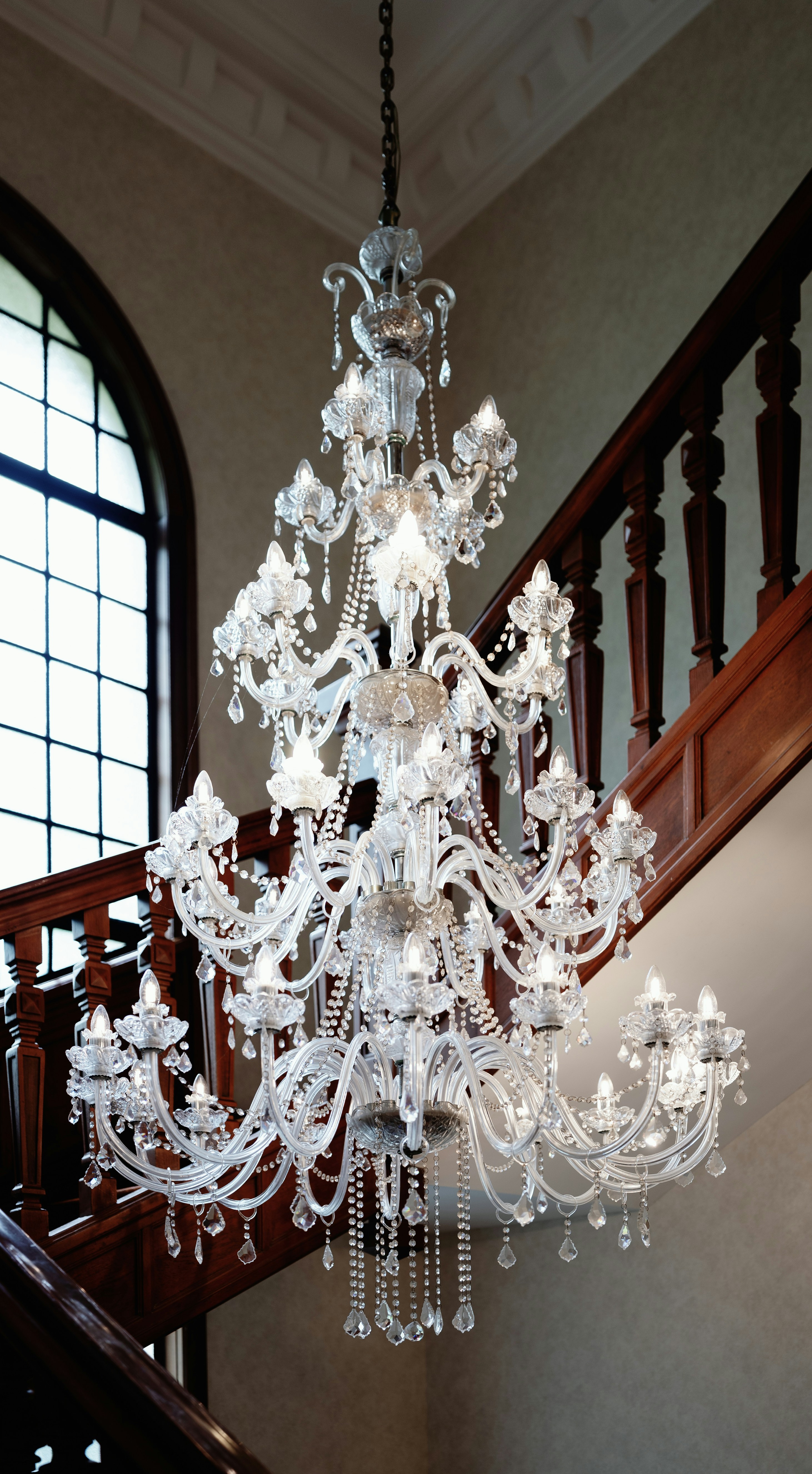 Luminous Elegance: The Artistry of Crystal