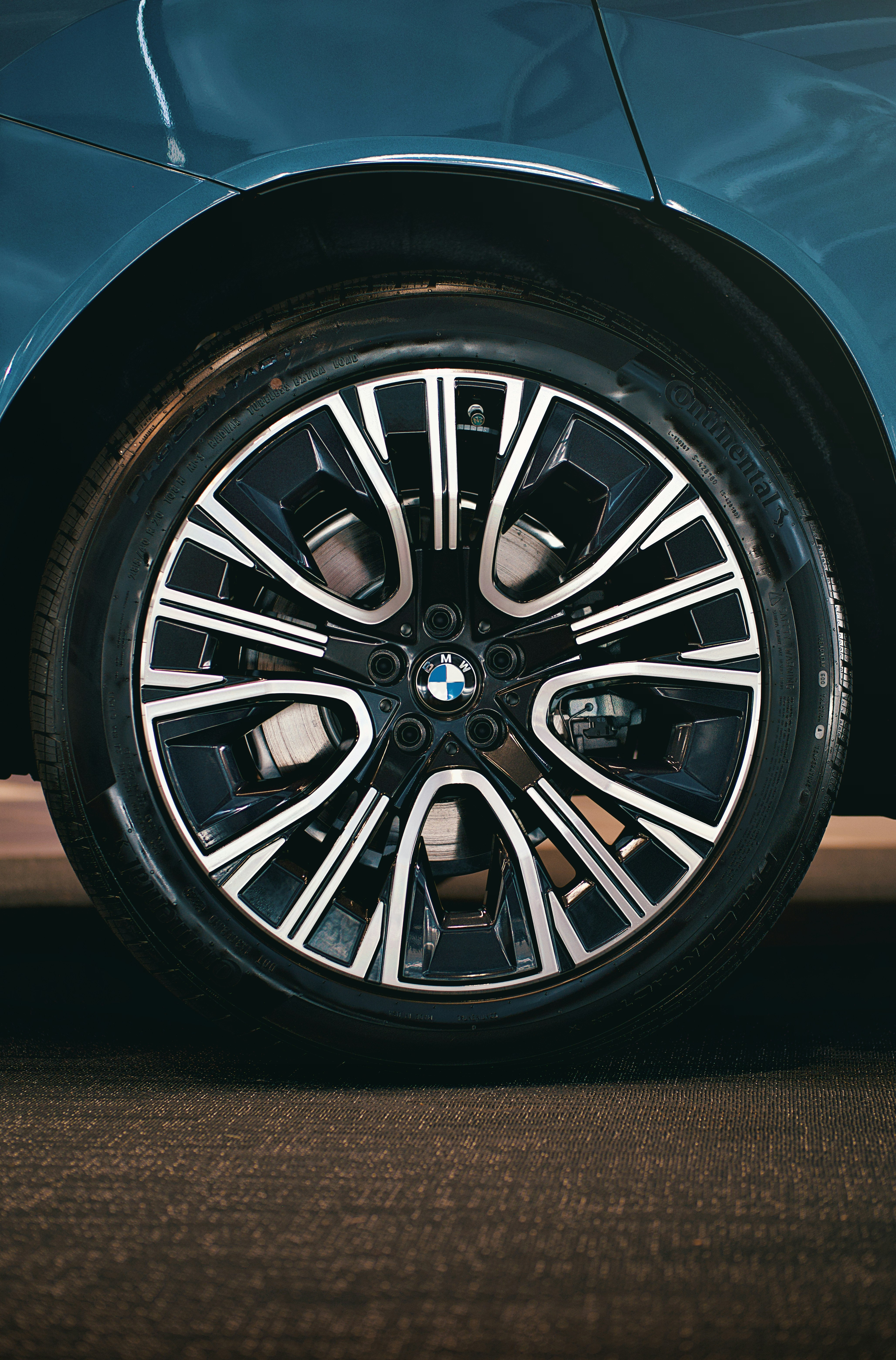 Precision on Wheels: The Art of Automotive Design