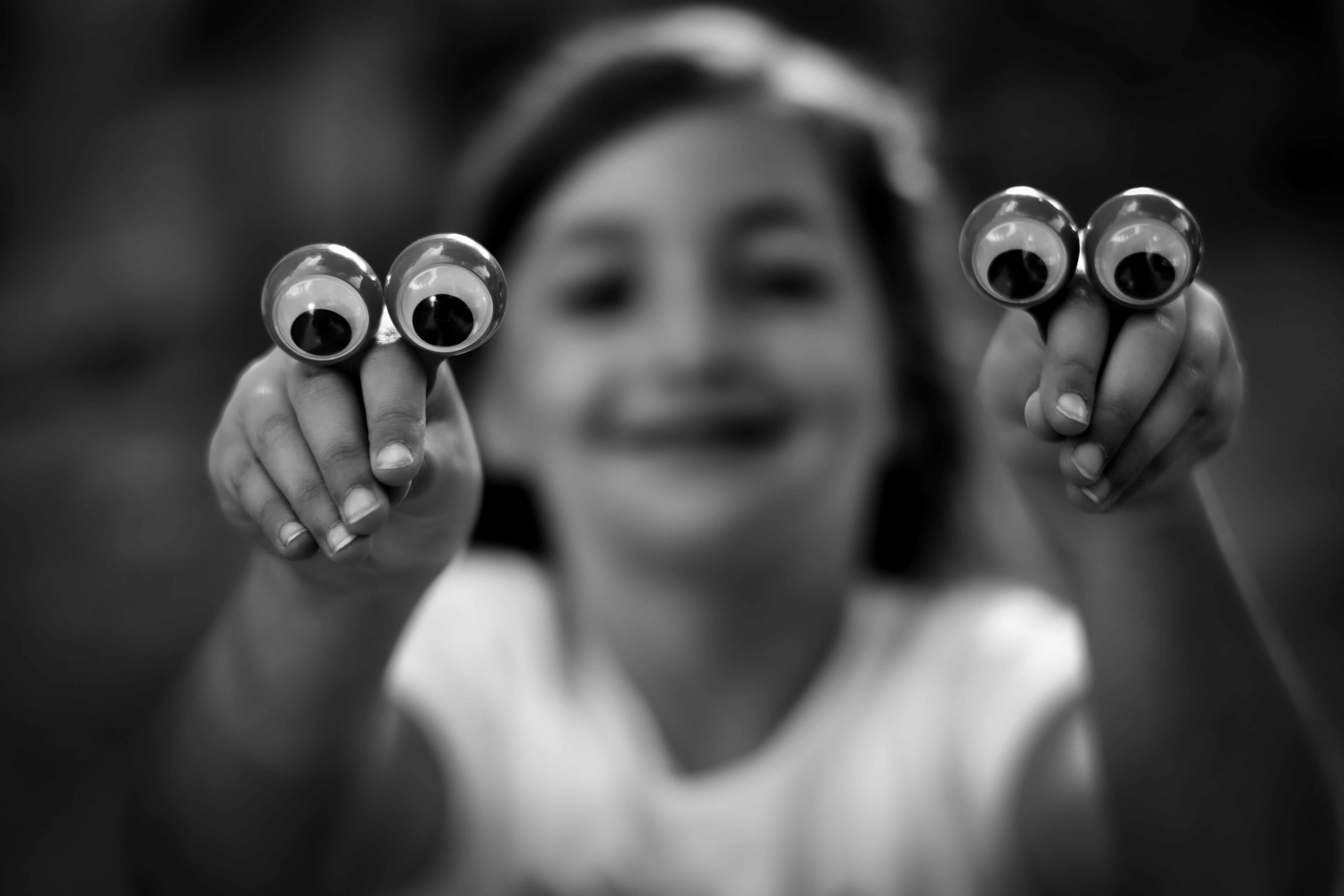 Smiling Eyes, Playful Gaze: Eyes Forward Hold
