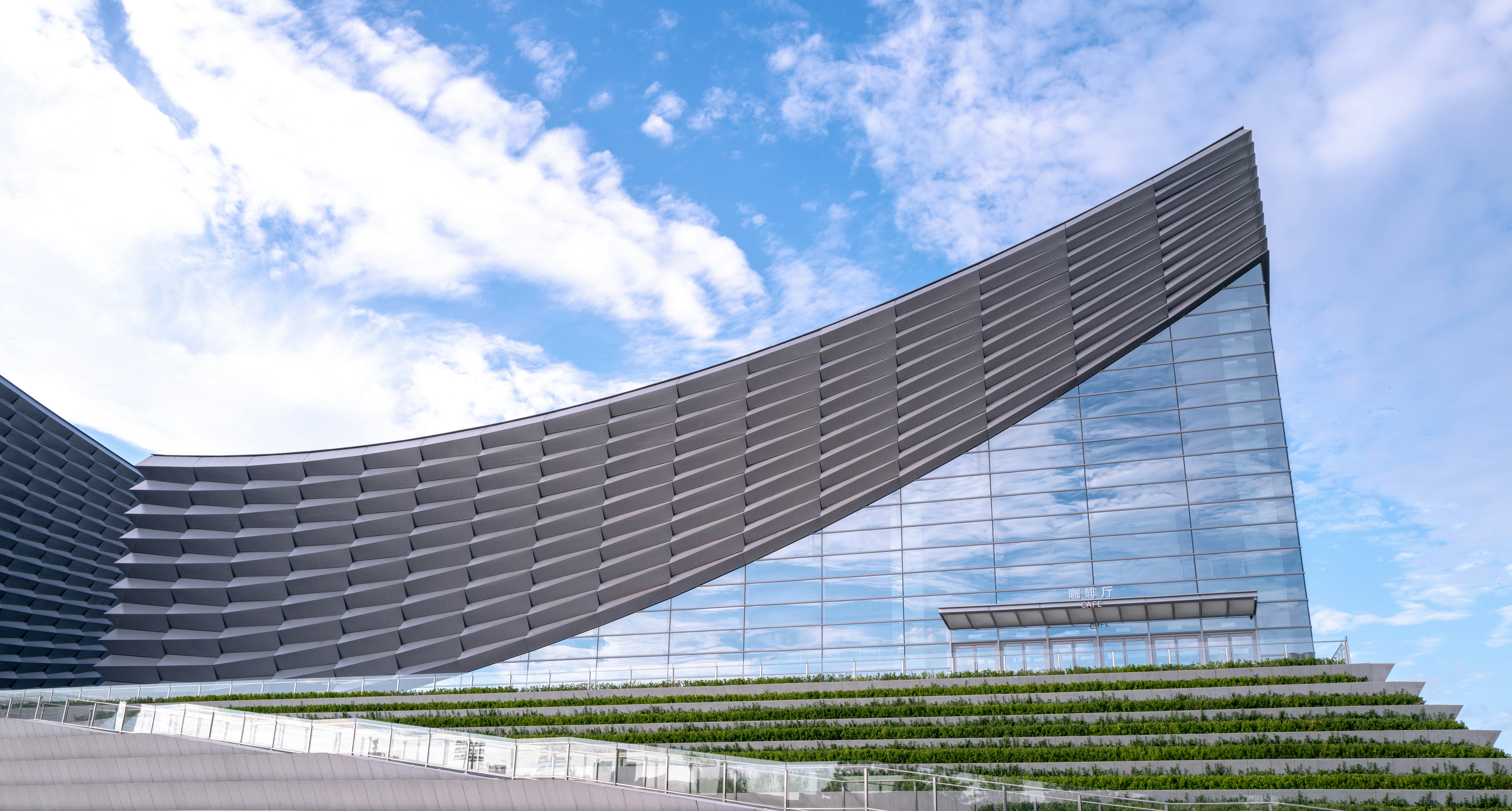 7 European Architectural Steel Design Projects Reviewed - pyxsteel.com