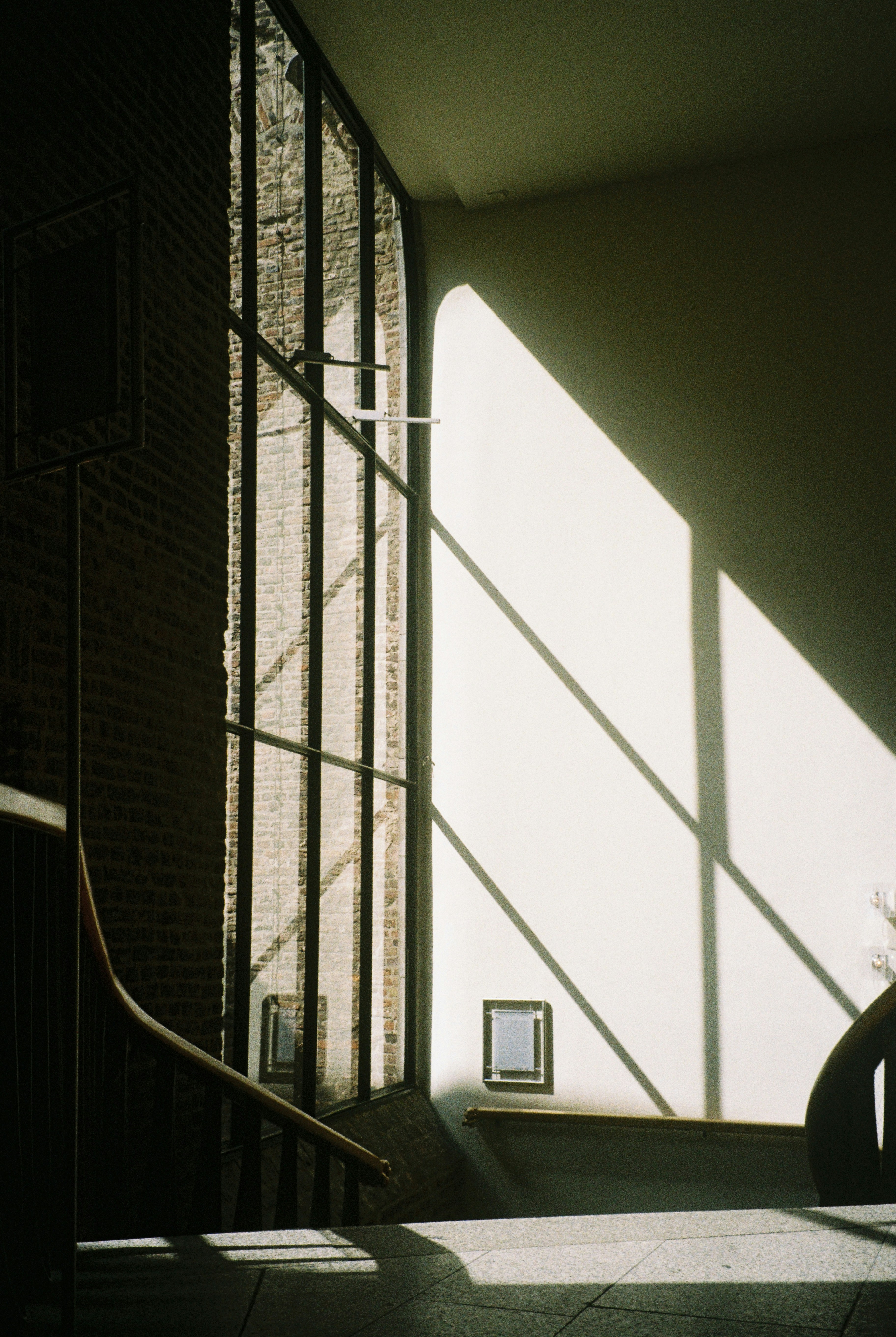 Light streams through a tall window. photo – Free Film Image on Unsplash