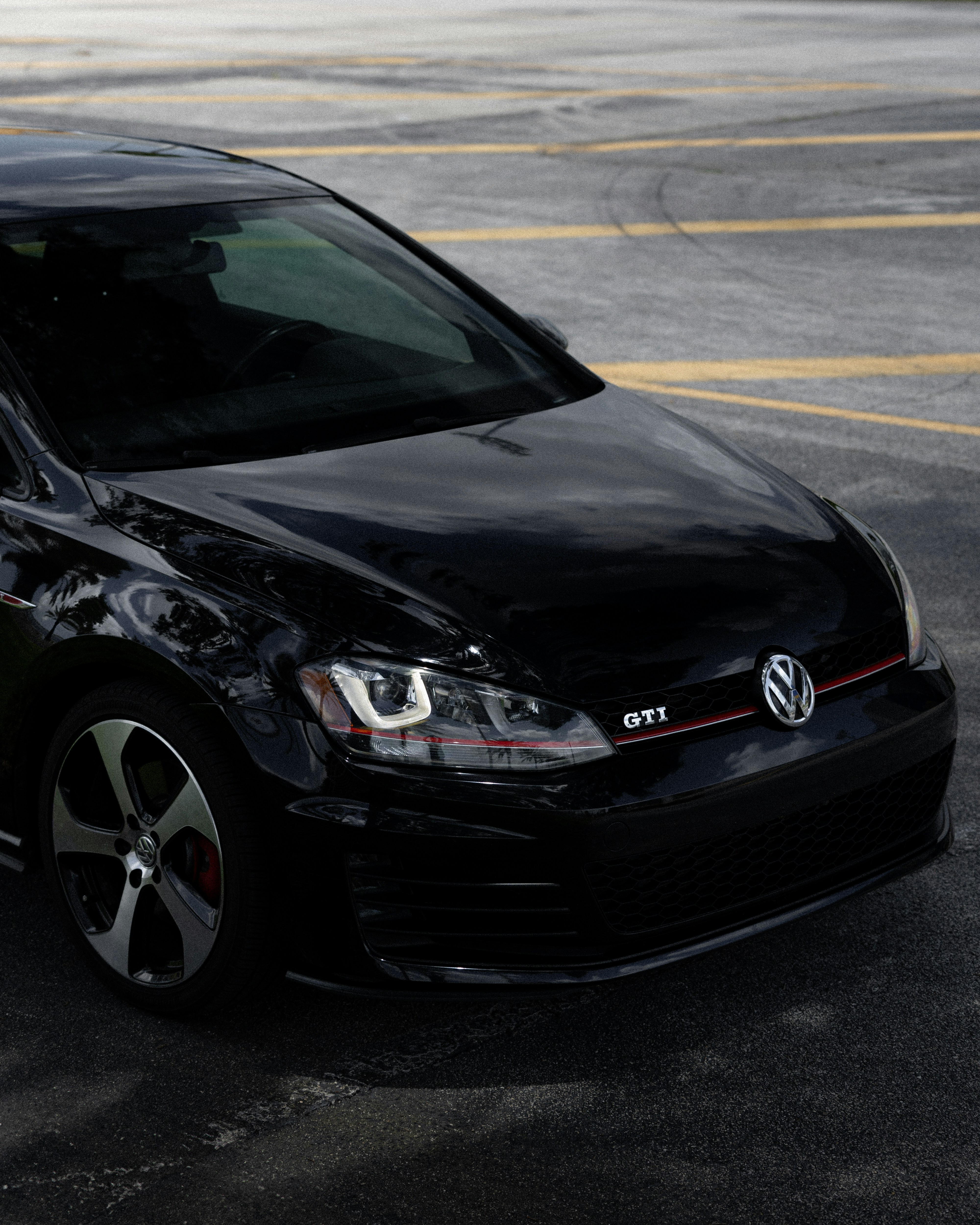 Midnight Racer: The Allure of the Black GTX