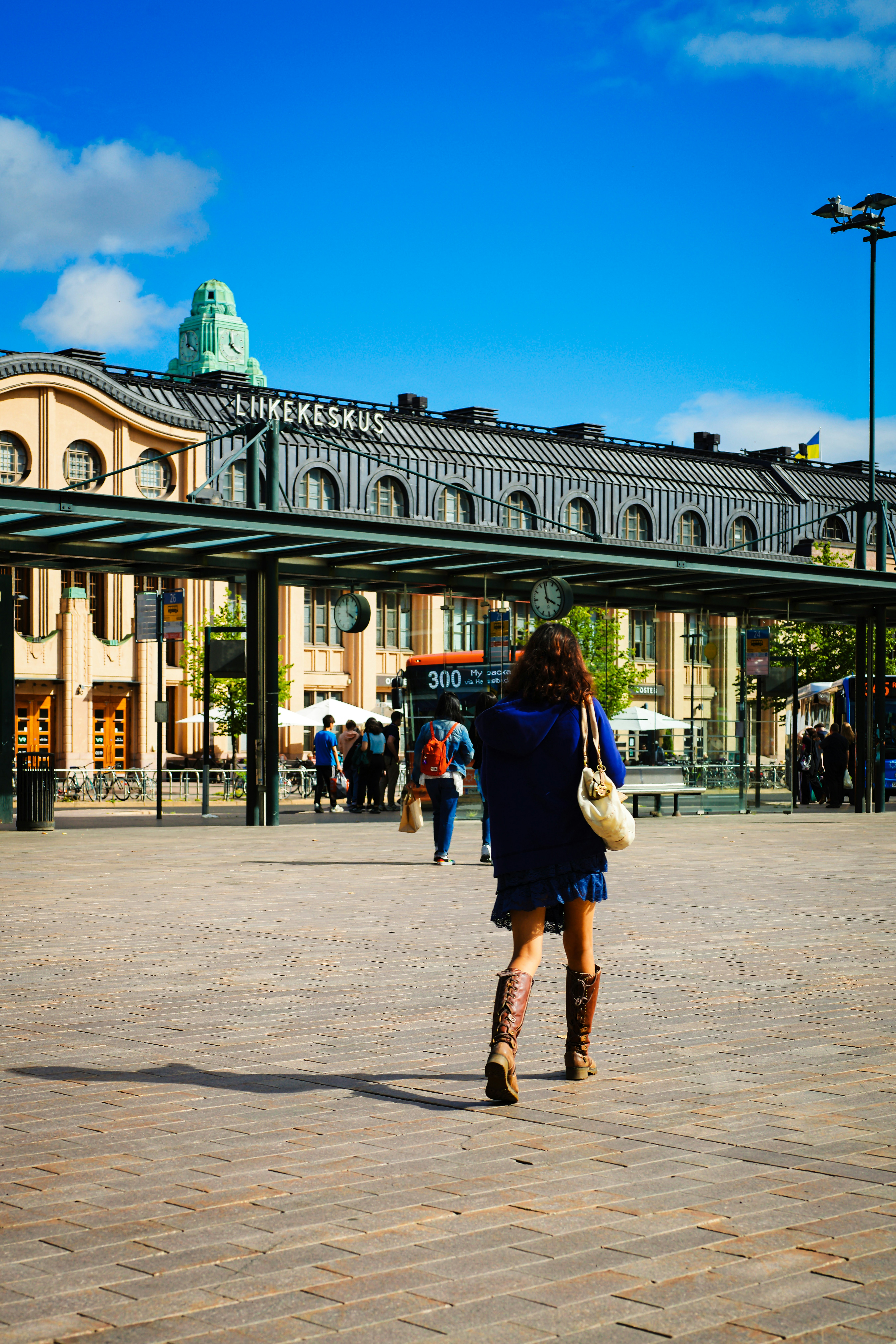 Urban Stroll: A Journey Through Architectural Elegance