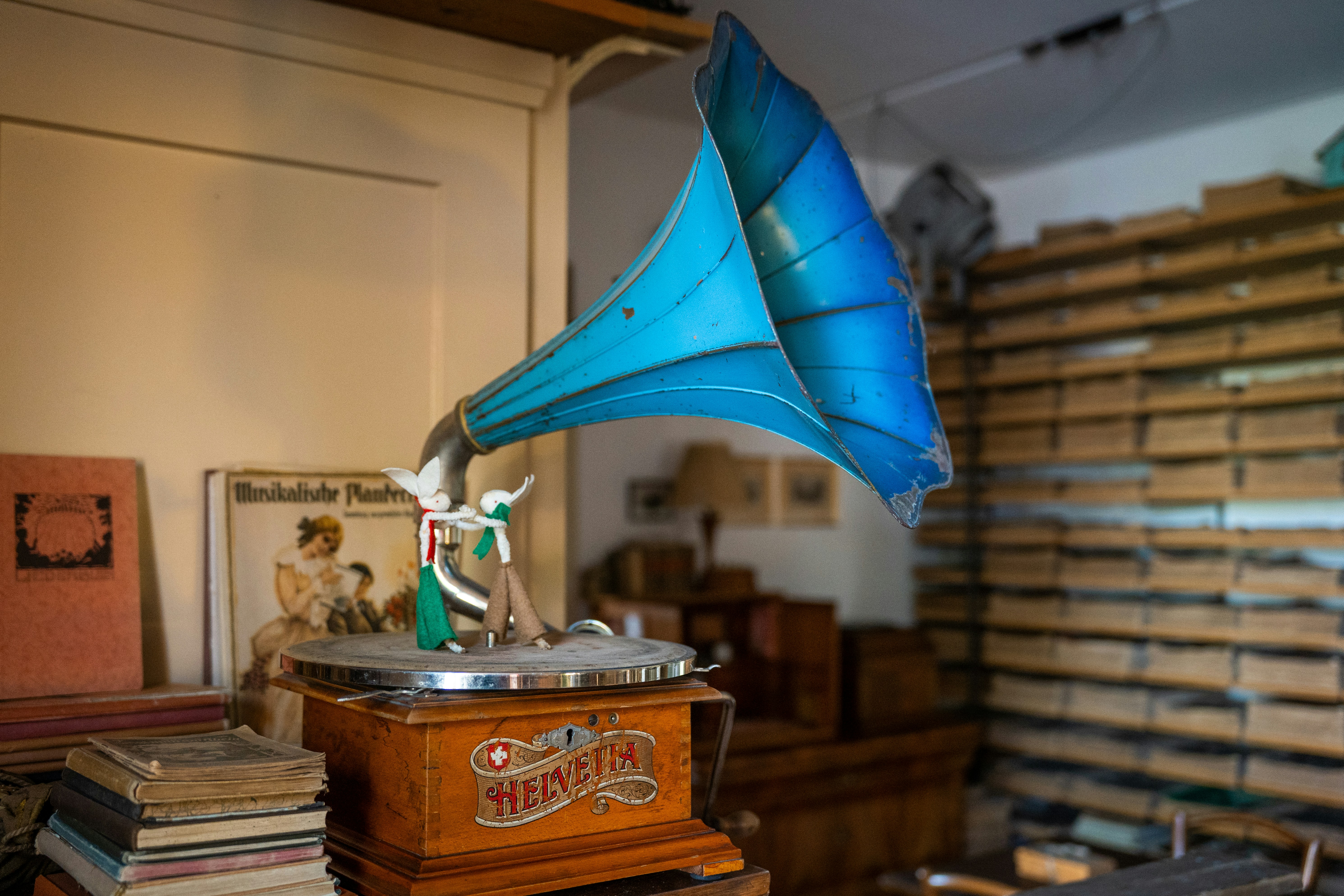 Echoes of the Past: A Vintage Melody