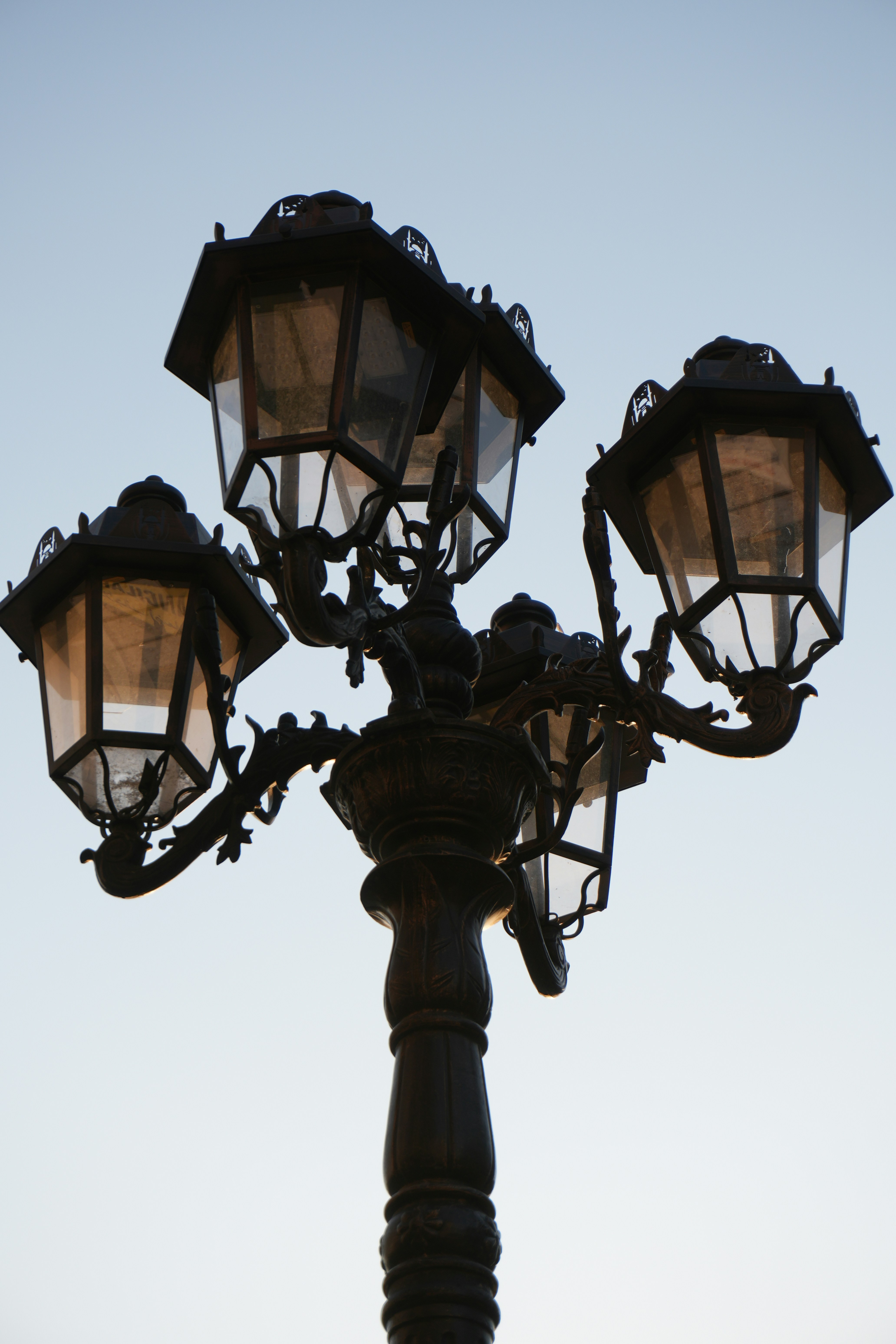 Illuminated Elegance: A Vintage Street Lamp's Silhouette