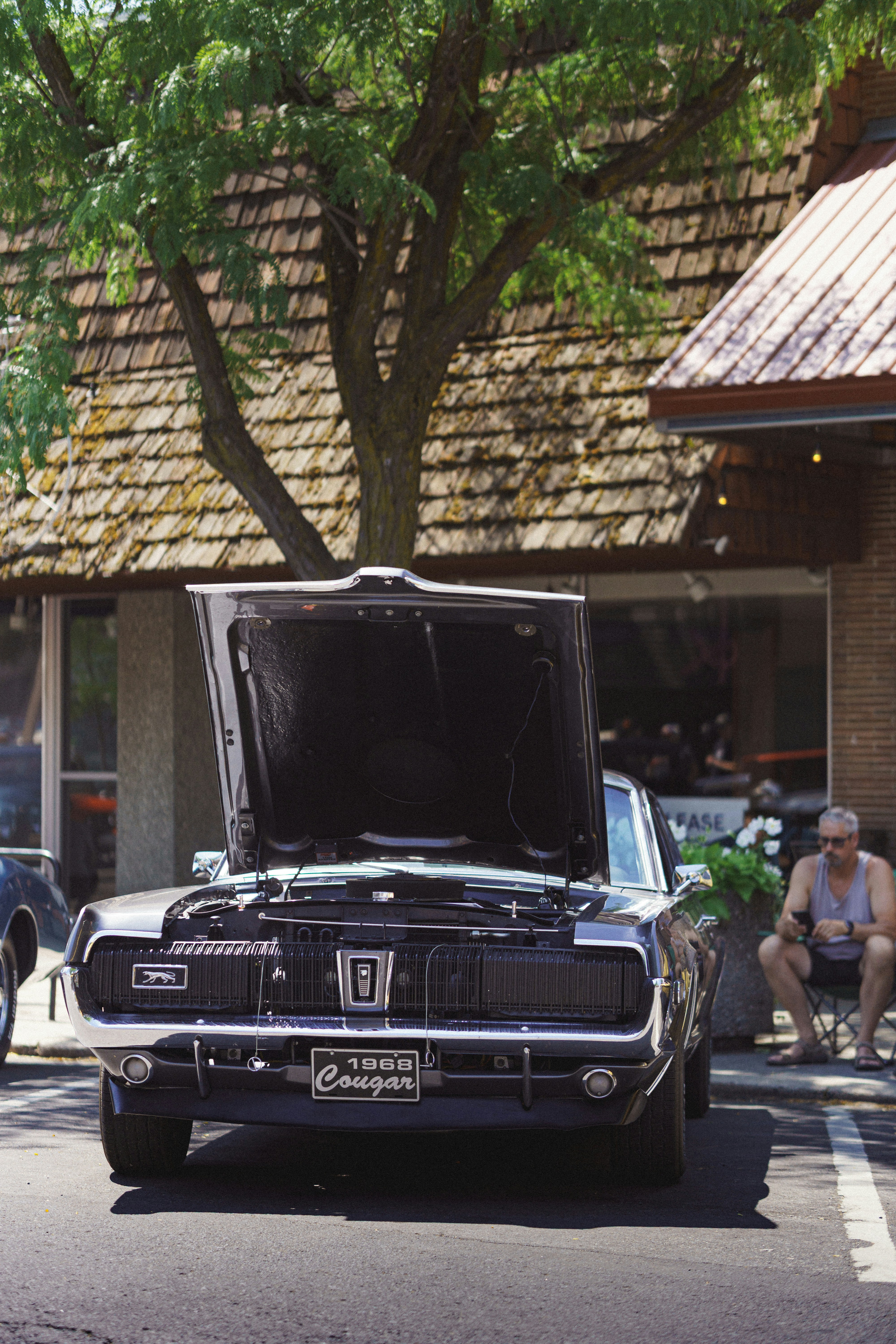 Classic Muscle Revived: The 1968 Cougar Under the Sun