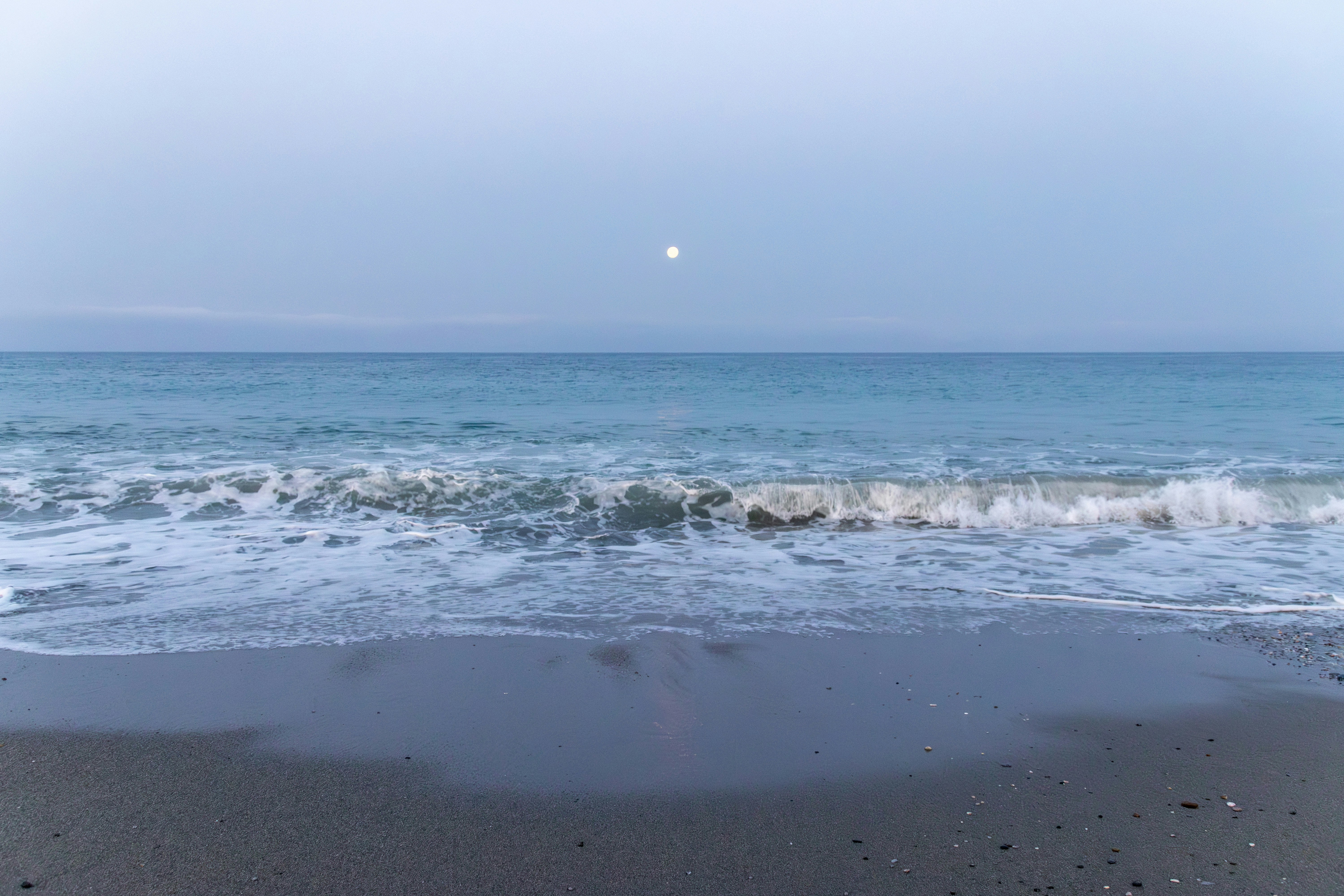 Serene Twilight Over the Ocean