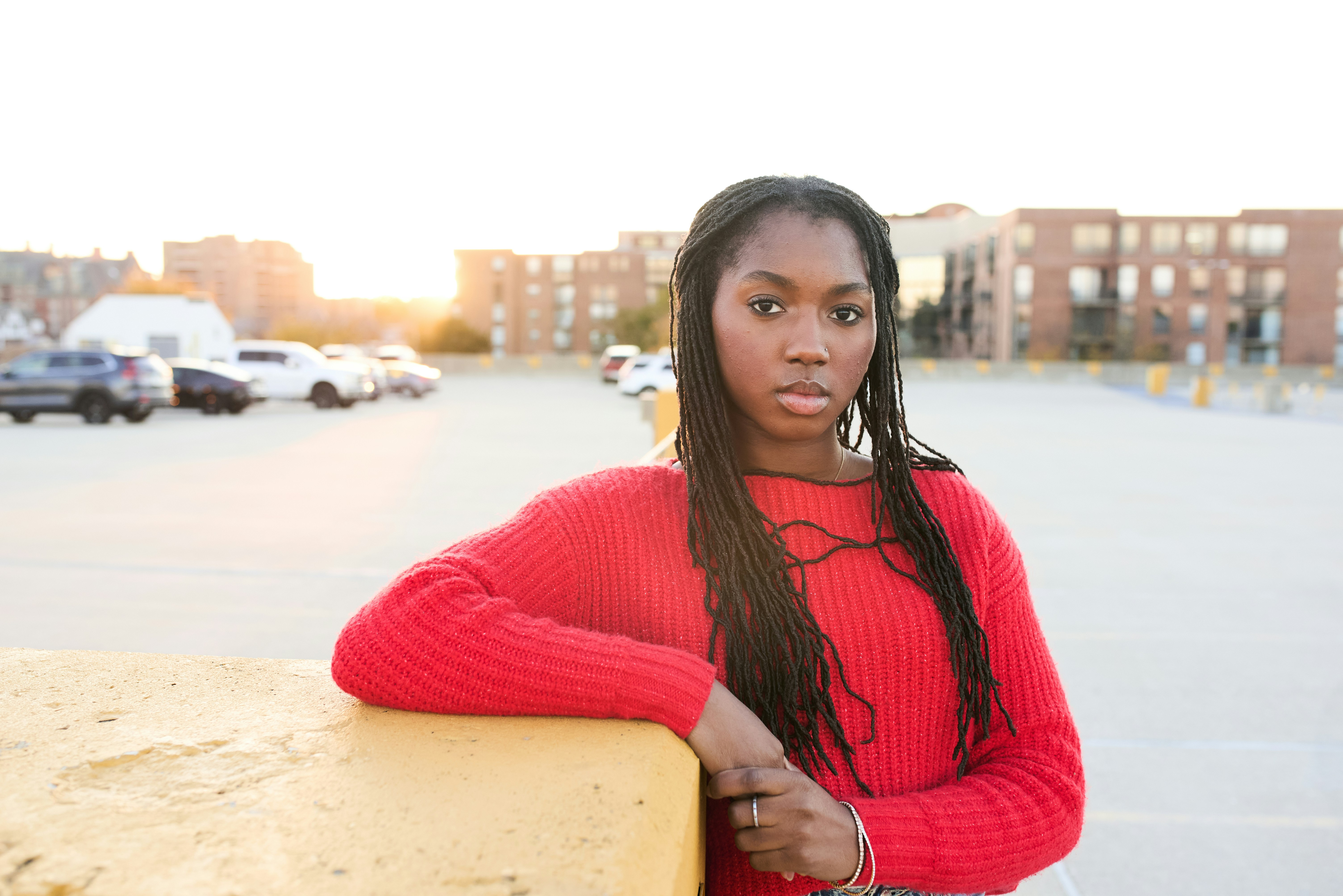 Urban Serenity: A Moment in the Golden Hour