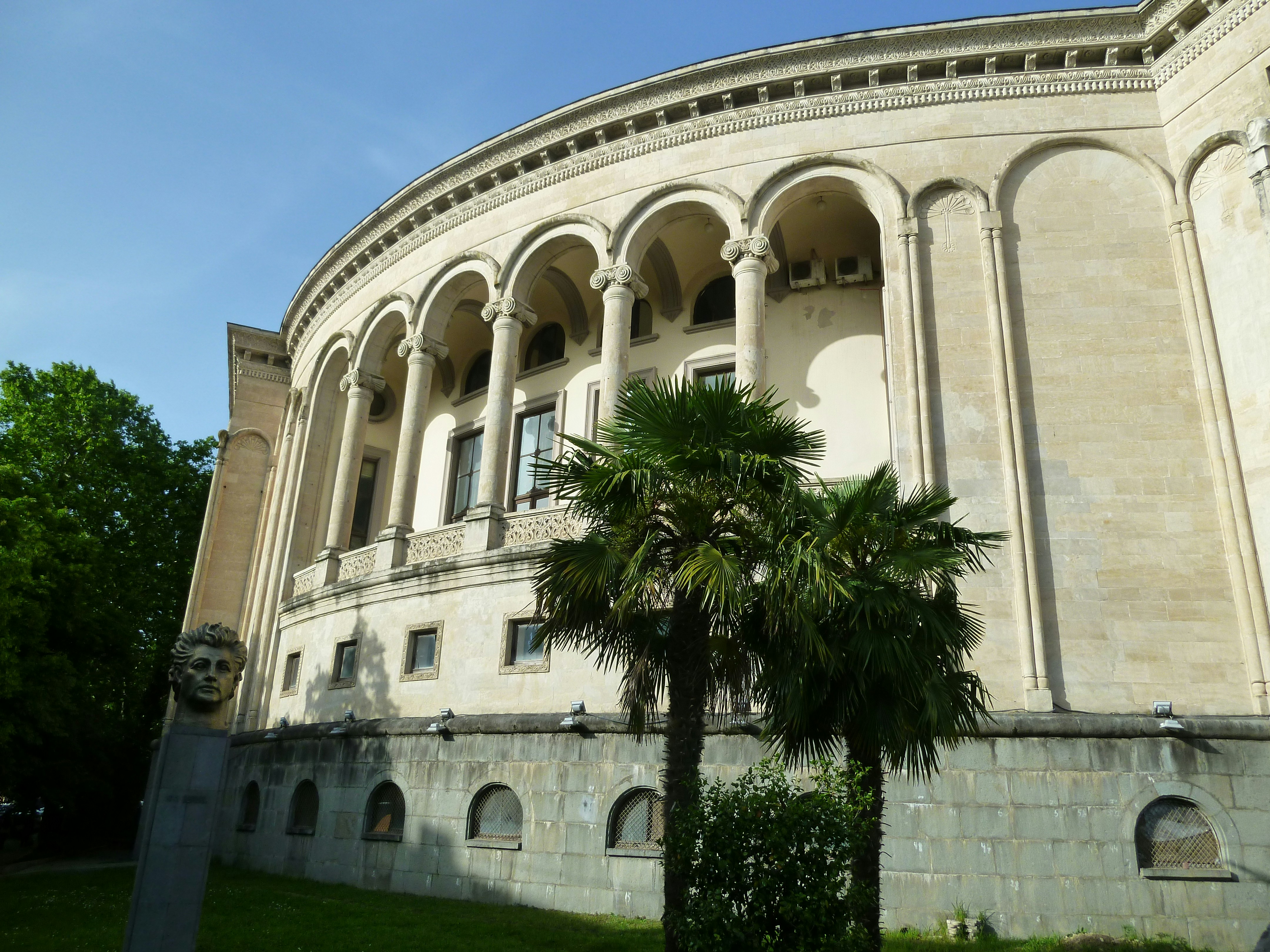 Sample photo from Panasonic Lumix ZX3