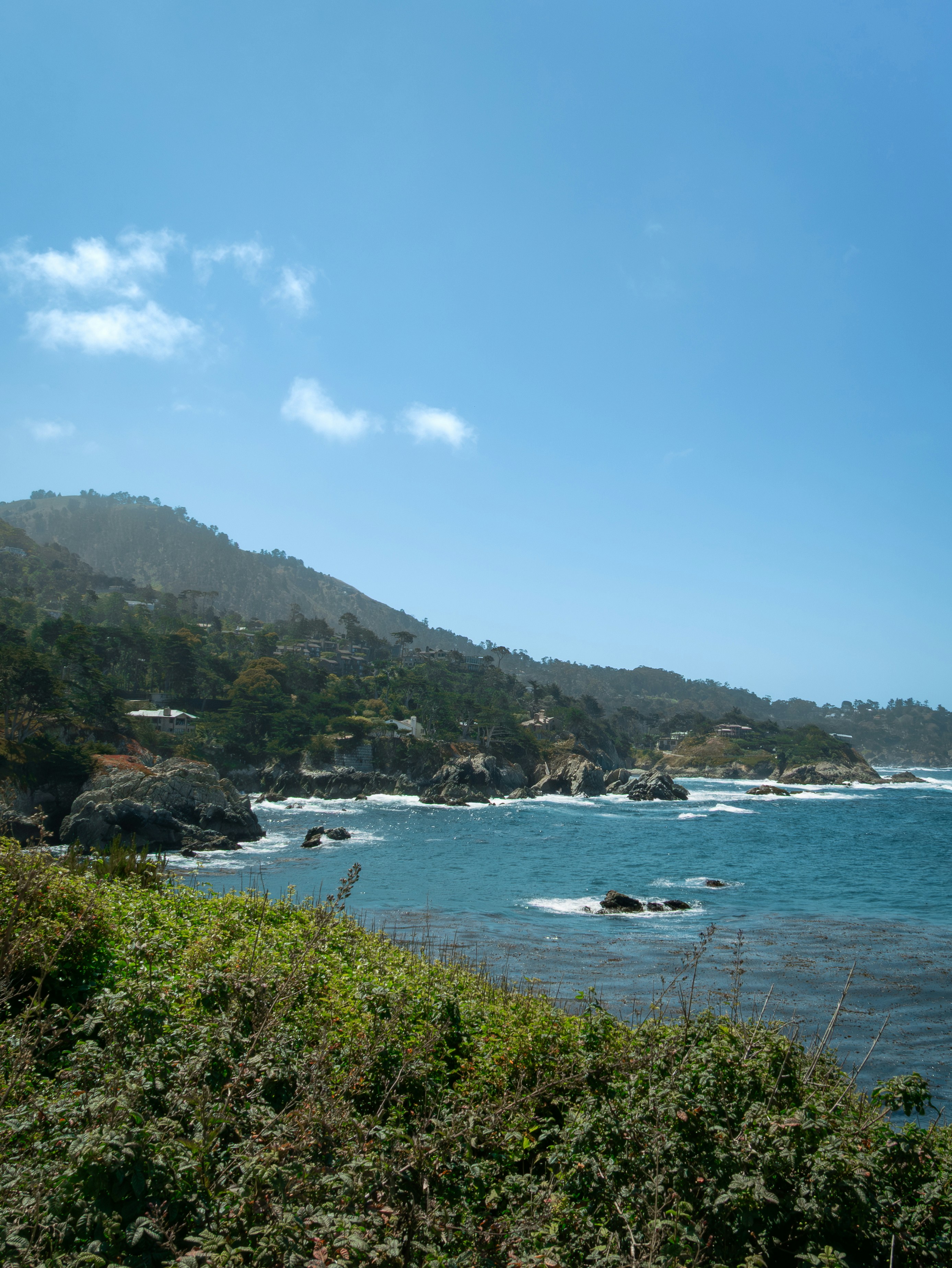Coastal Serenity: A Glimpse of Nature's Harmony