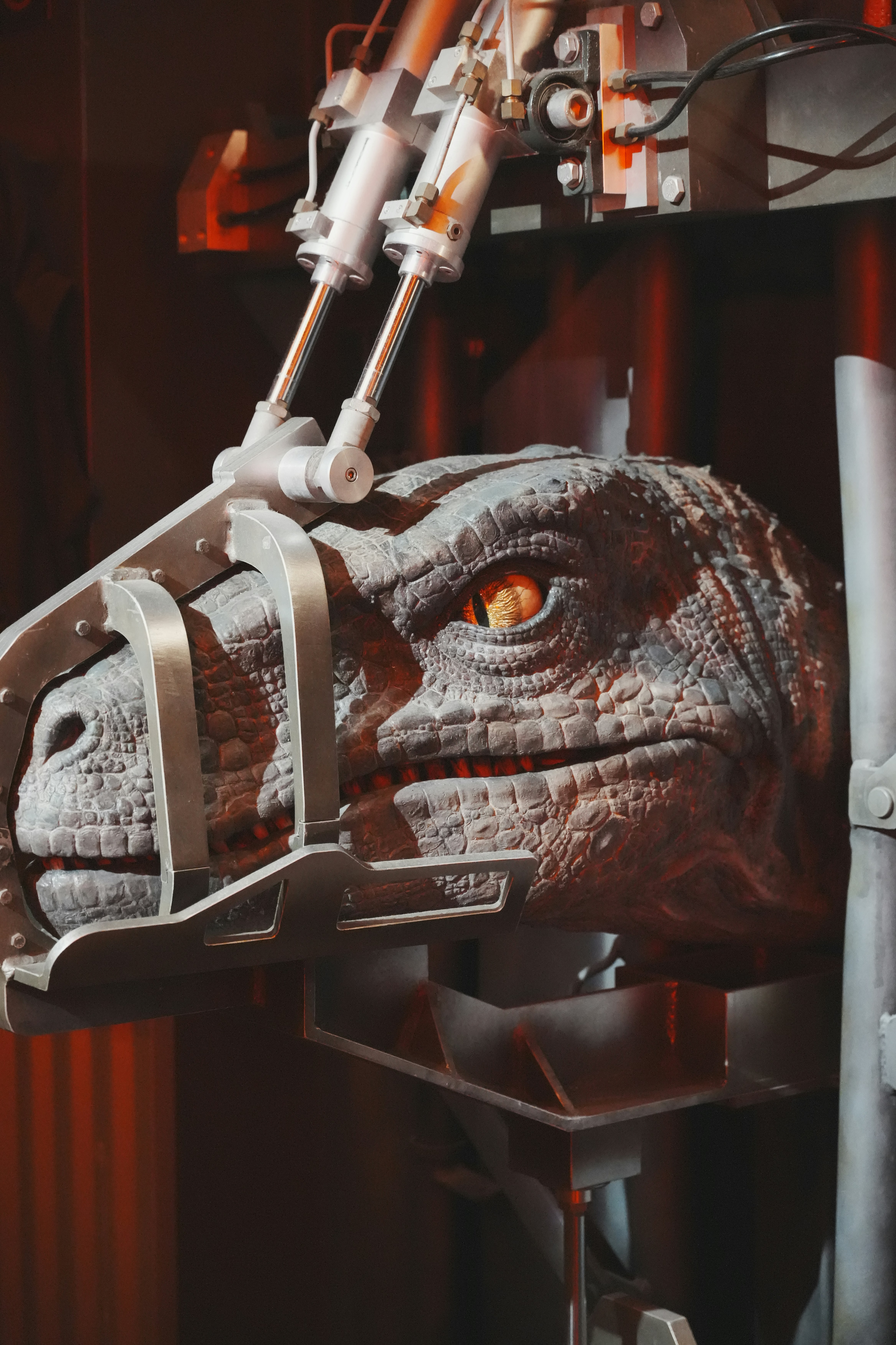 Mechanical Marvel: The Art of Dinosaur Robotics