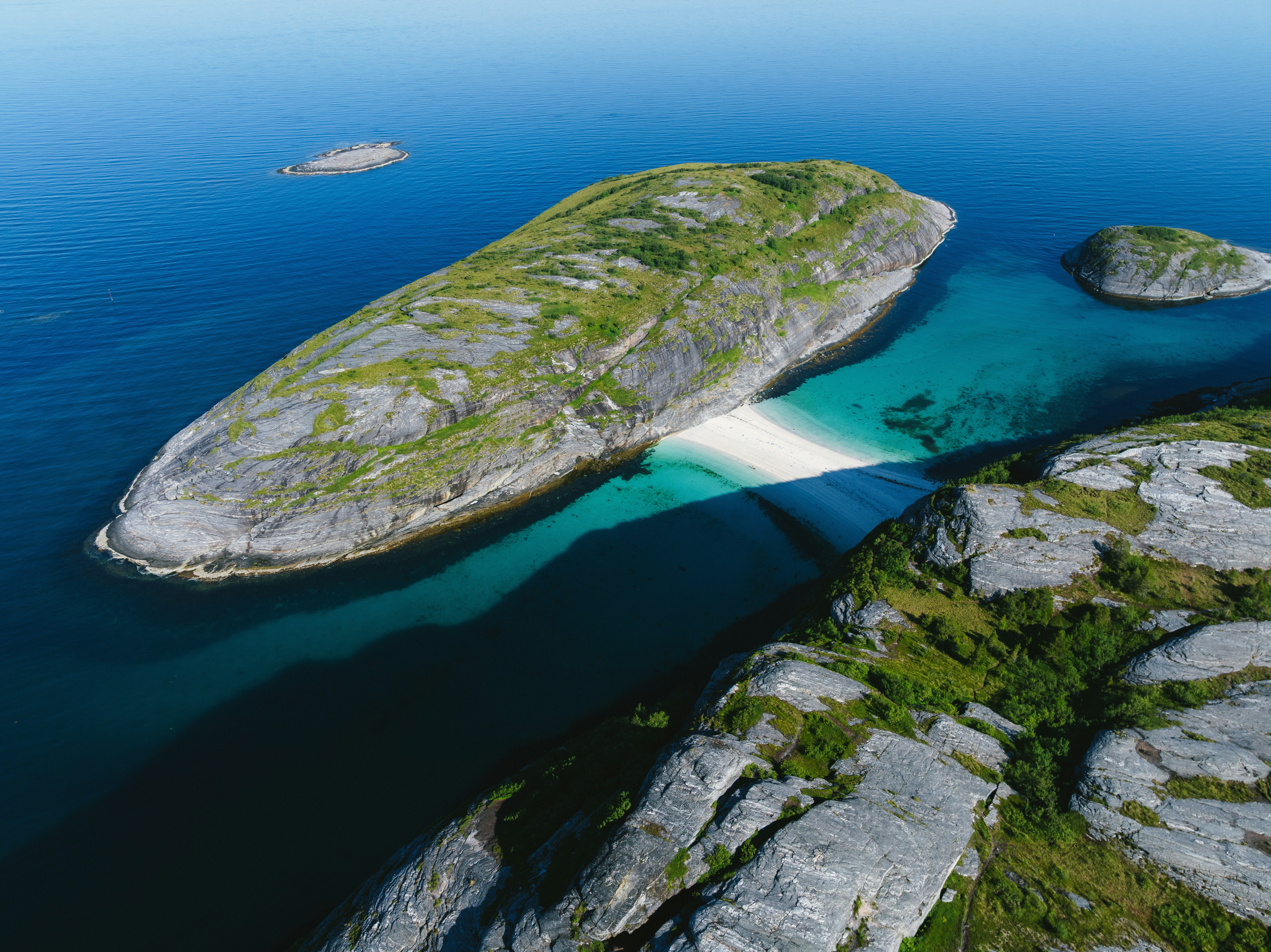 Whispers of the Ocean: A Secluded Oasis