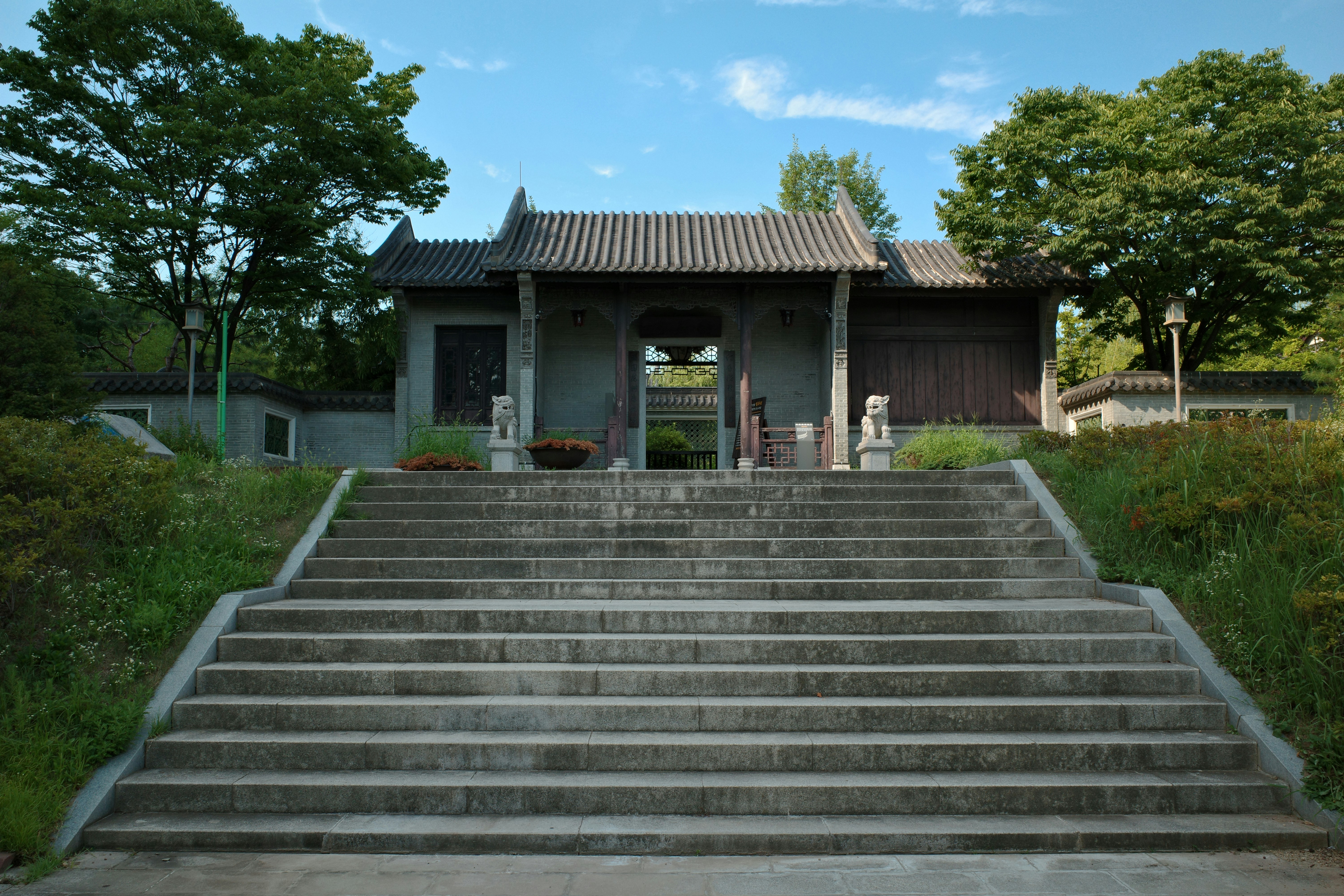 Pathway to Tranquility: A Journey Through Architectural Heritage