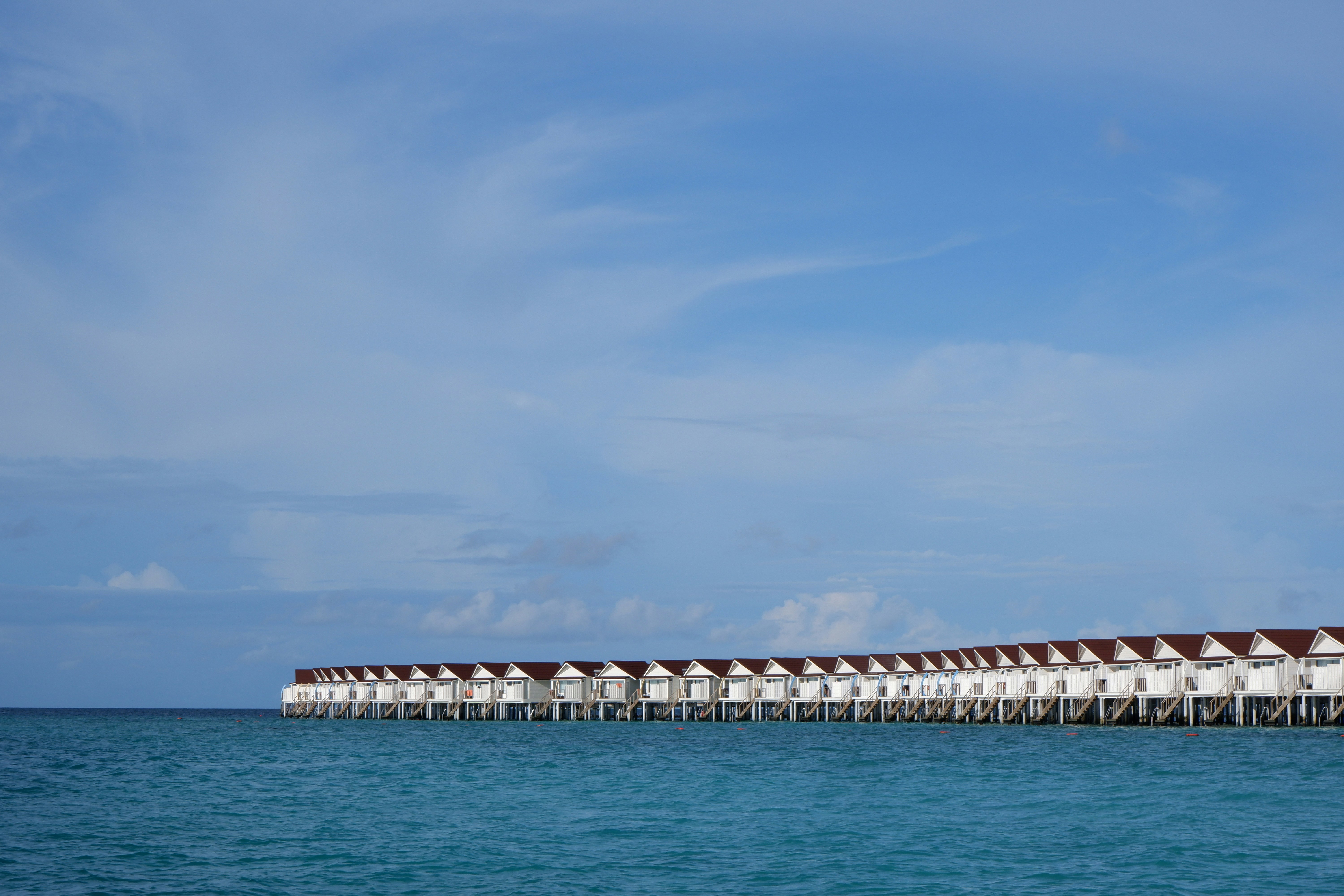Serenity at the Water's Edge: A Coastal Retreat