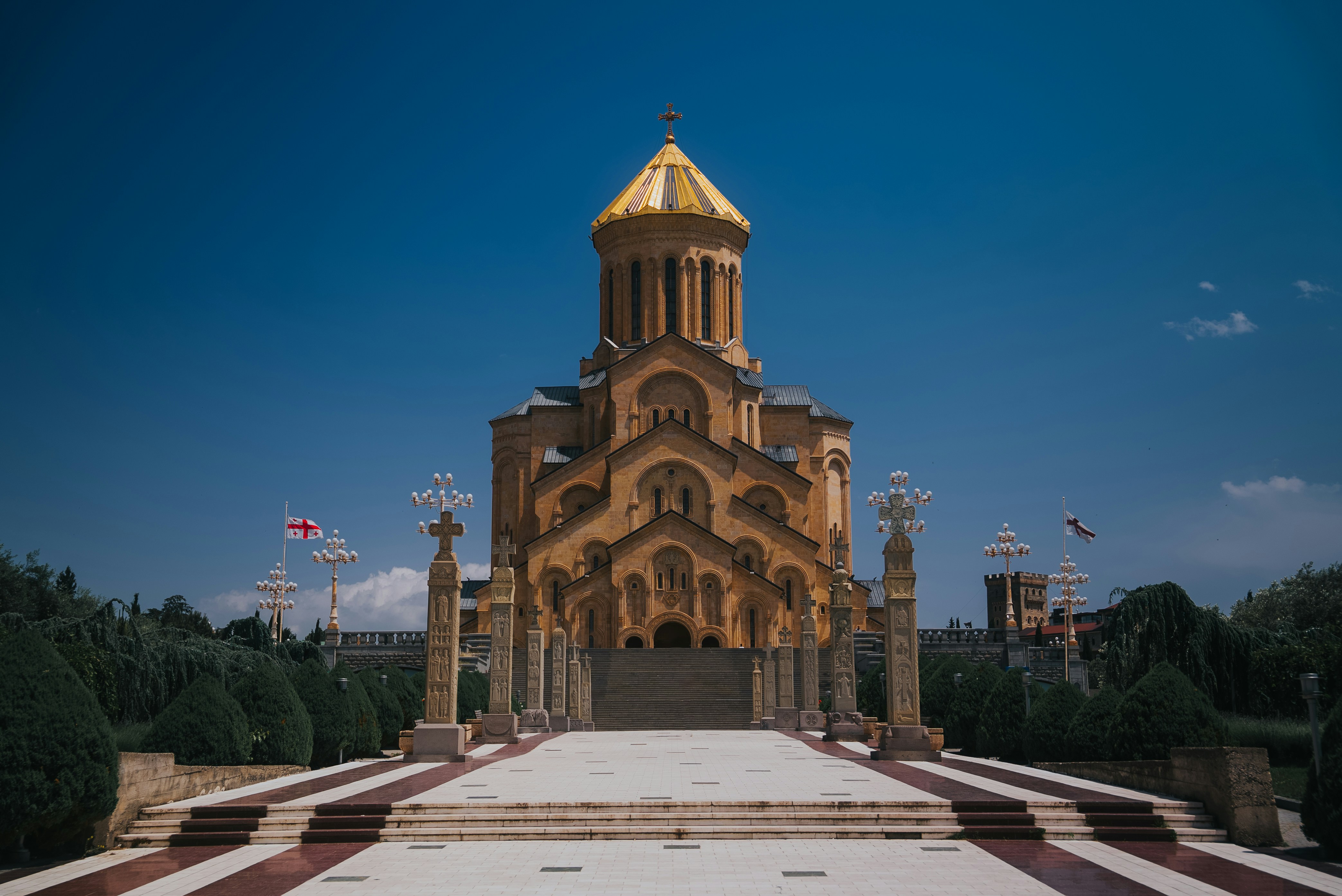 Golden Dome Rising: A Testament to Architectural Grandeur