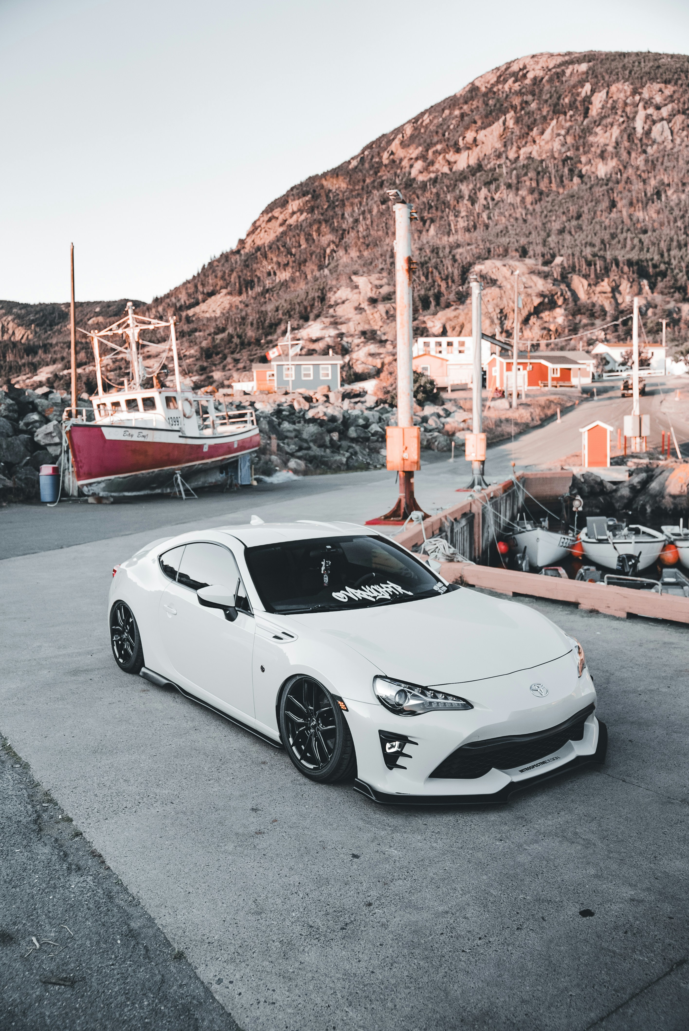 Elegance on the Edge of Nature