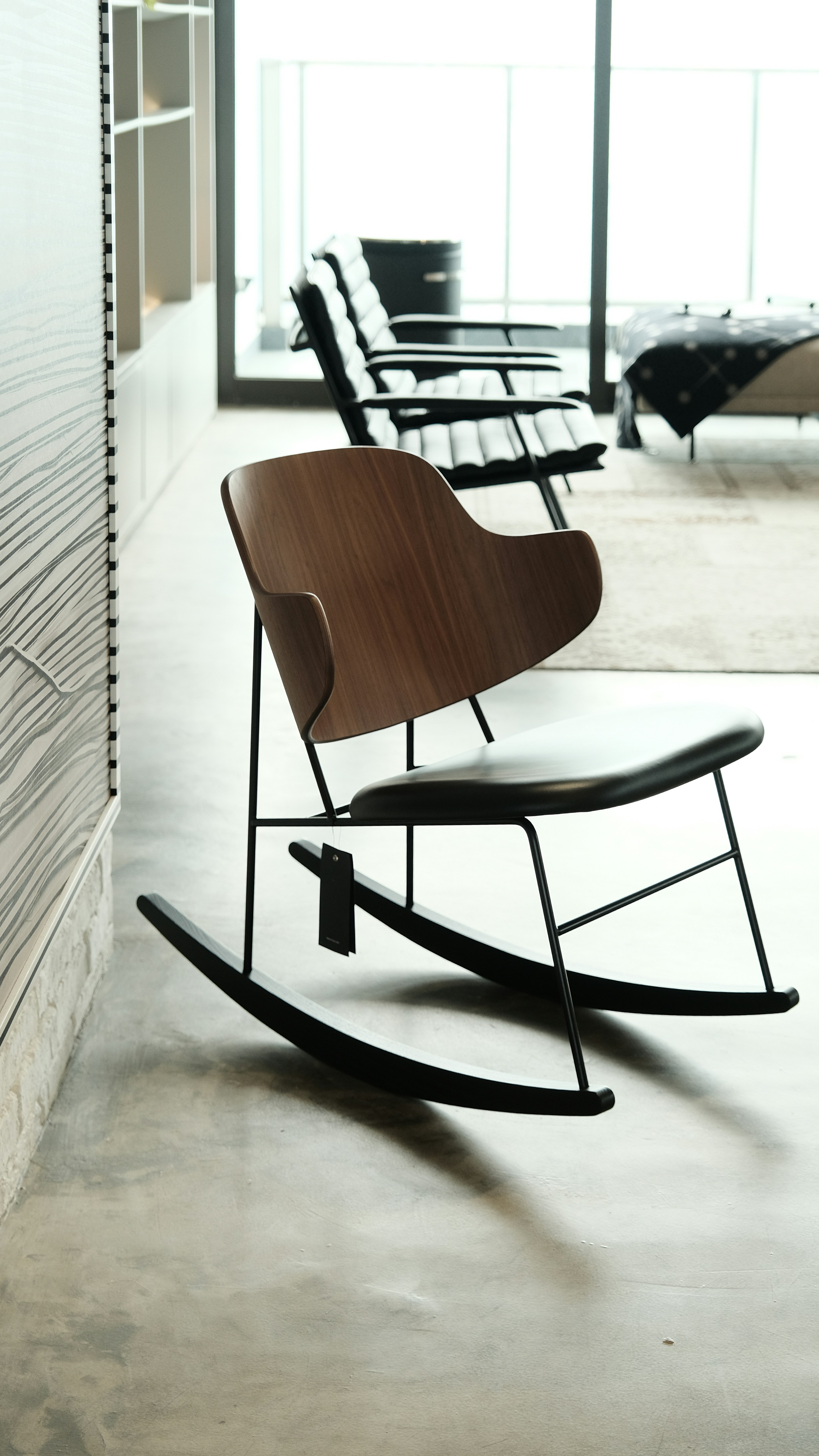 Modern Minimalism: The Art of Relaxation
