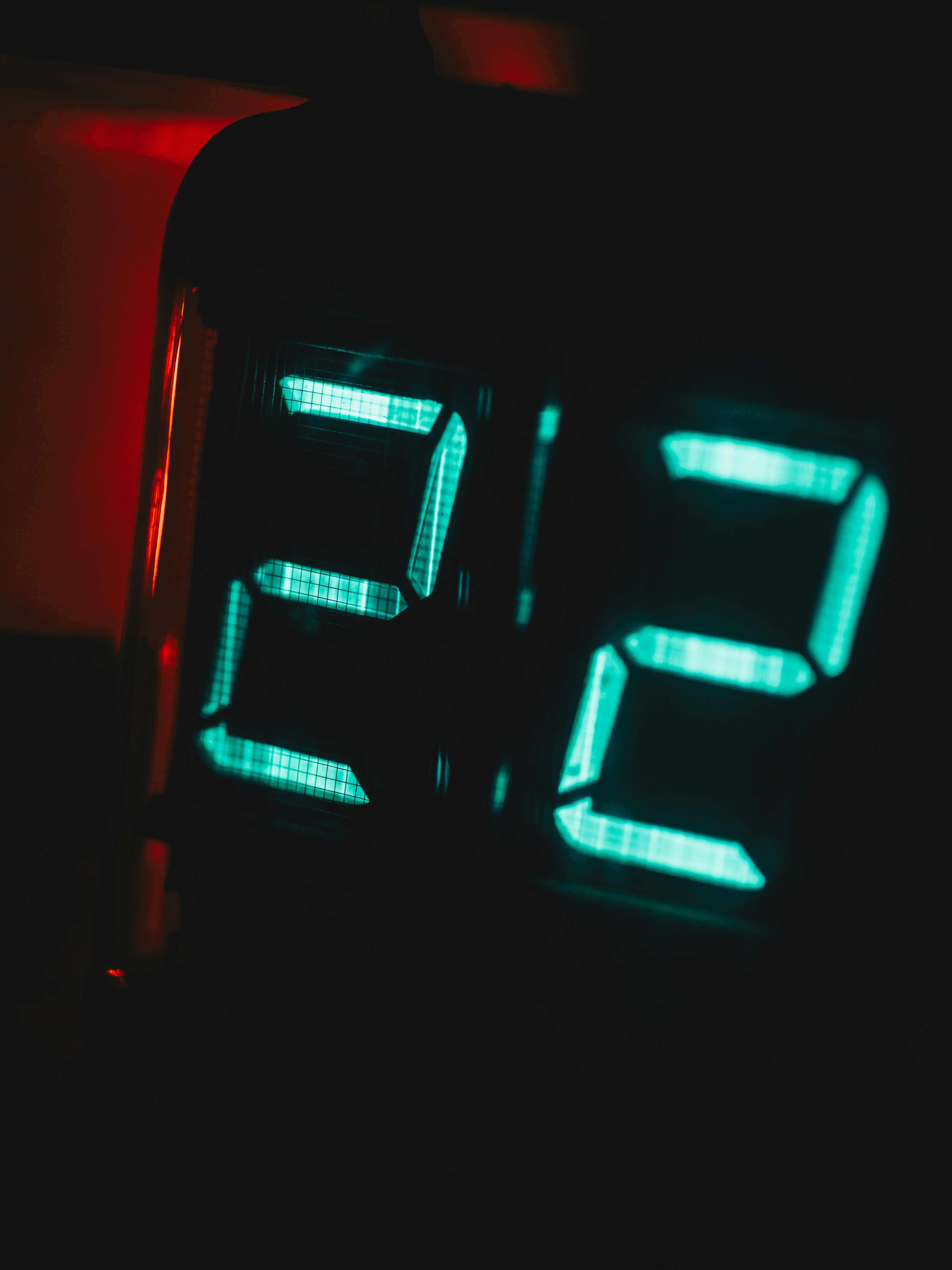 Neon Twin Digits in the Dark