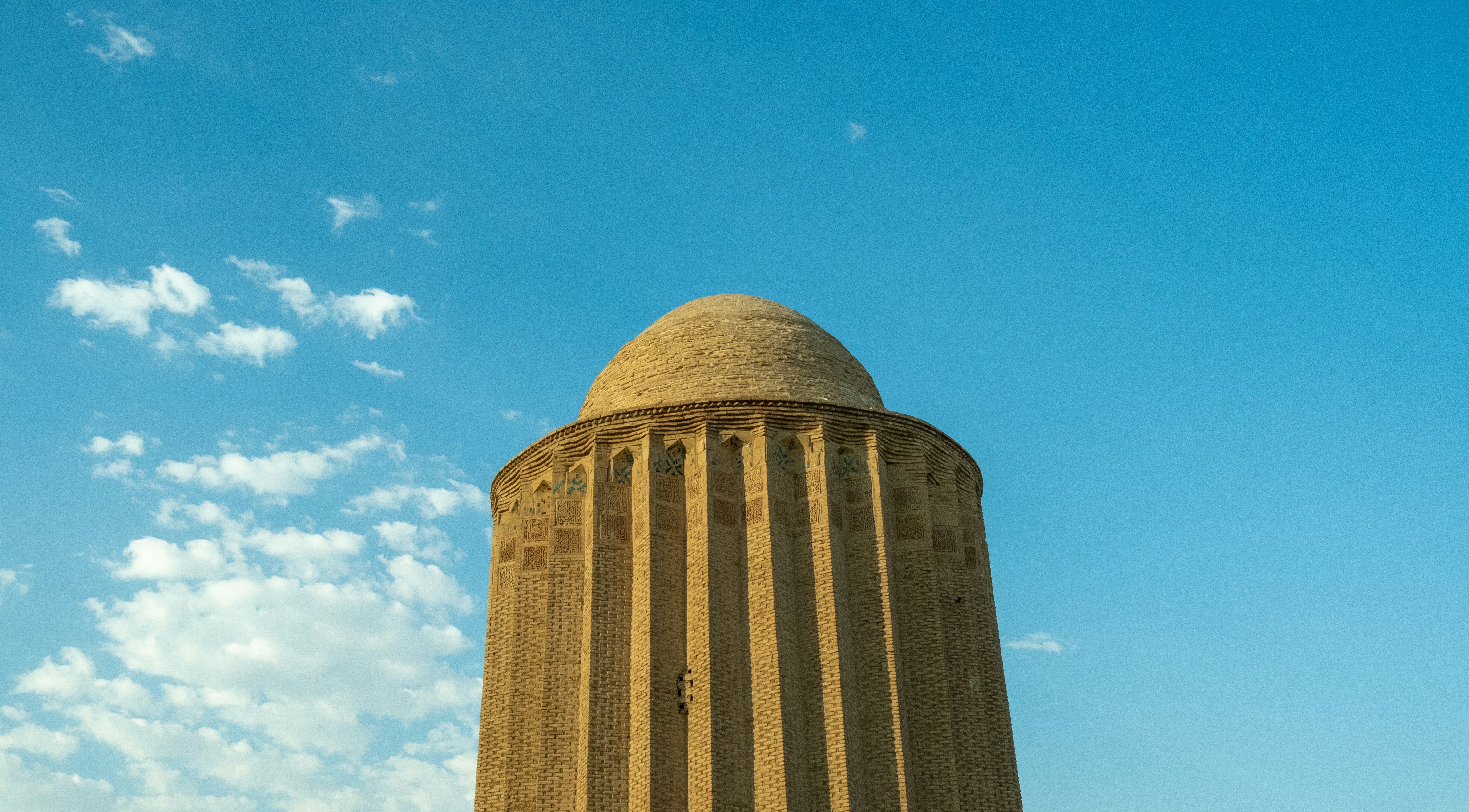 Echoes of Ancient Architecture: A Towering Legacy