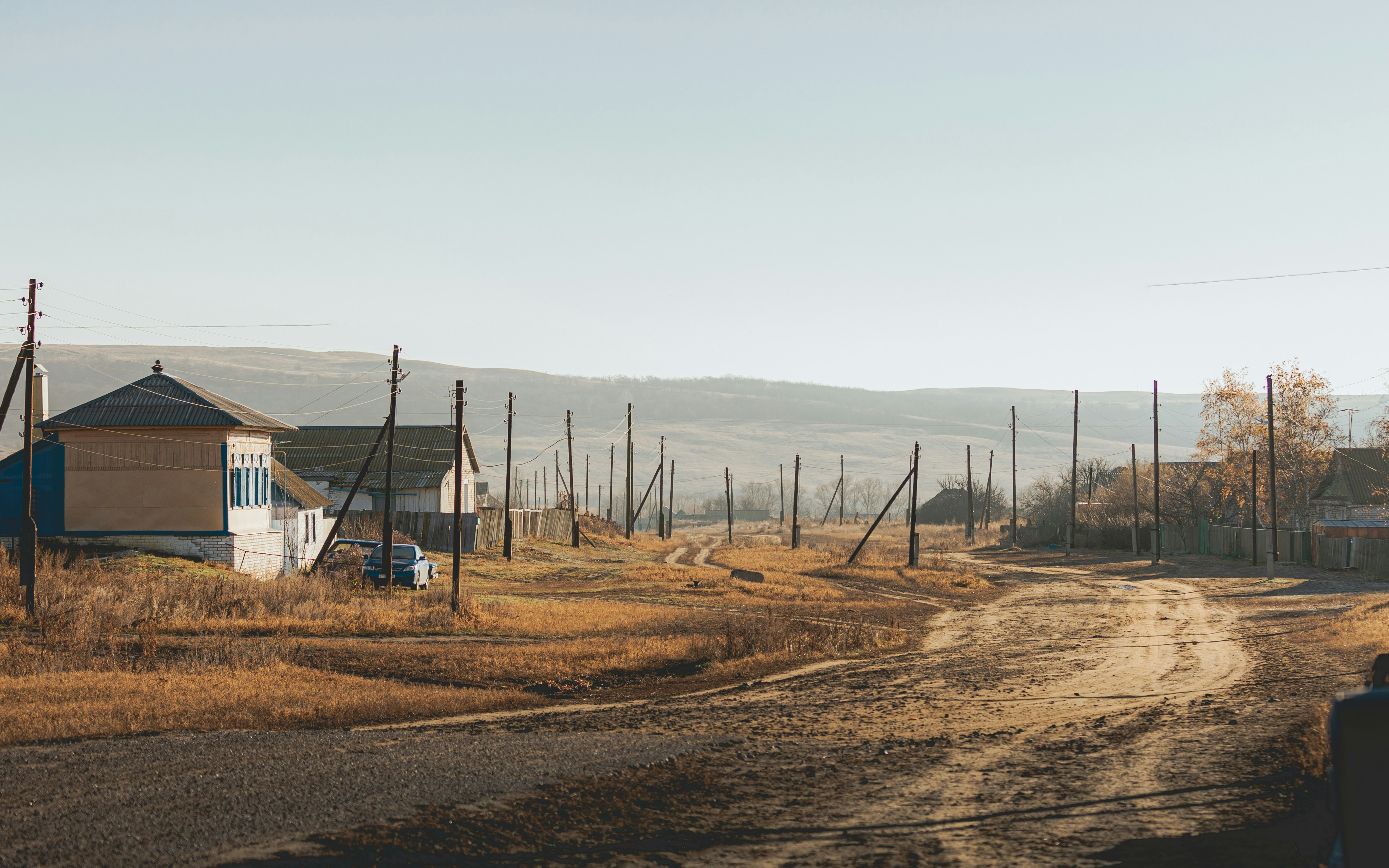 Pole-Line Prairie: Dirt Road to a Quiet Horizon