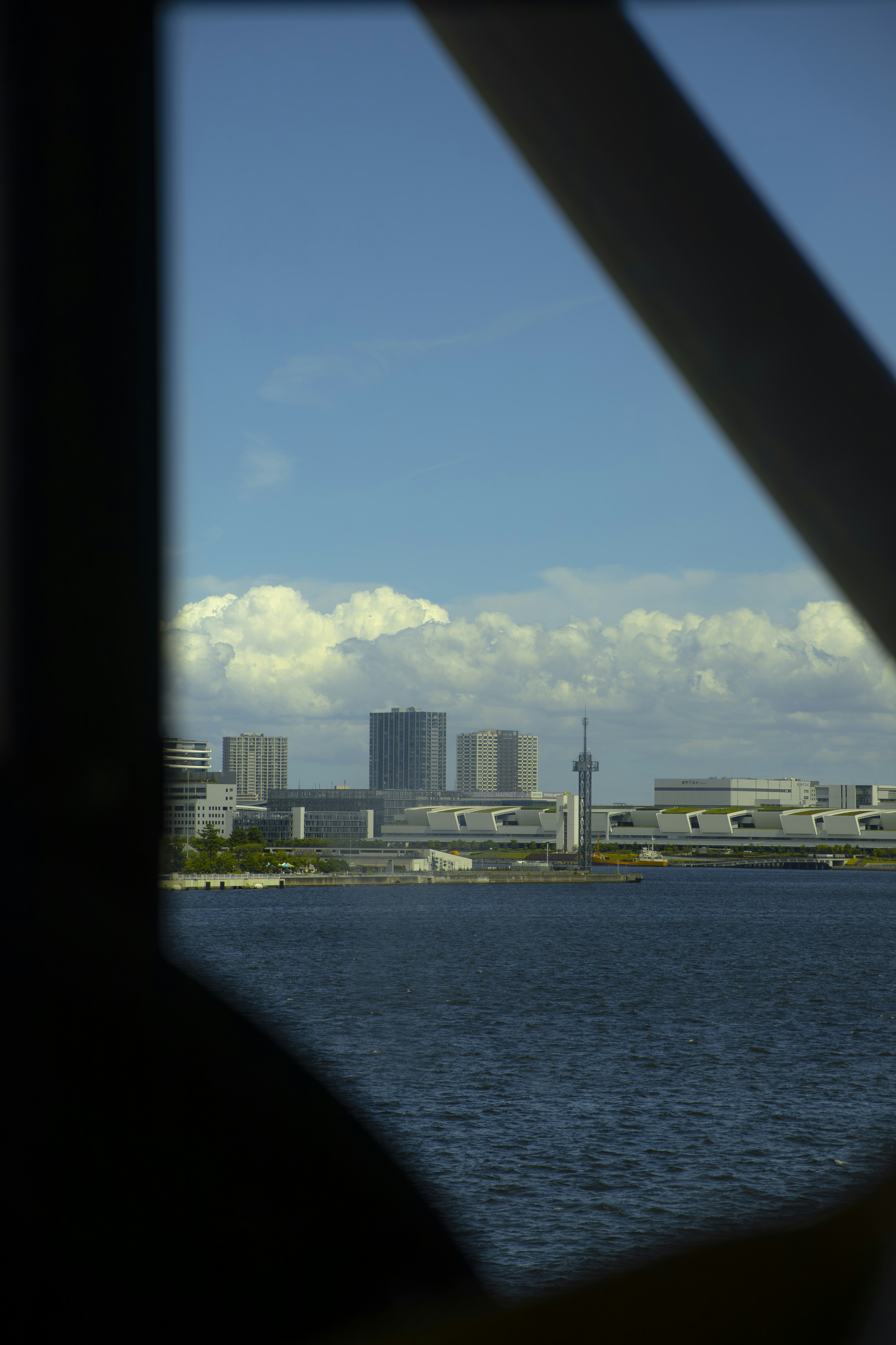 Urban Reflections: A Glimpse Through the Frame