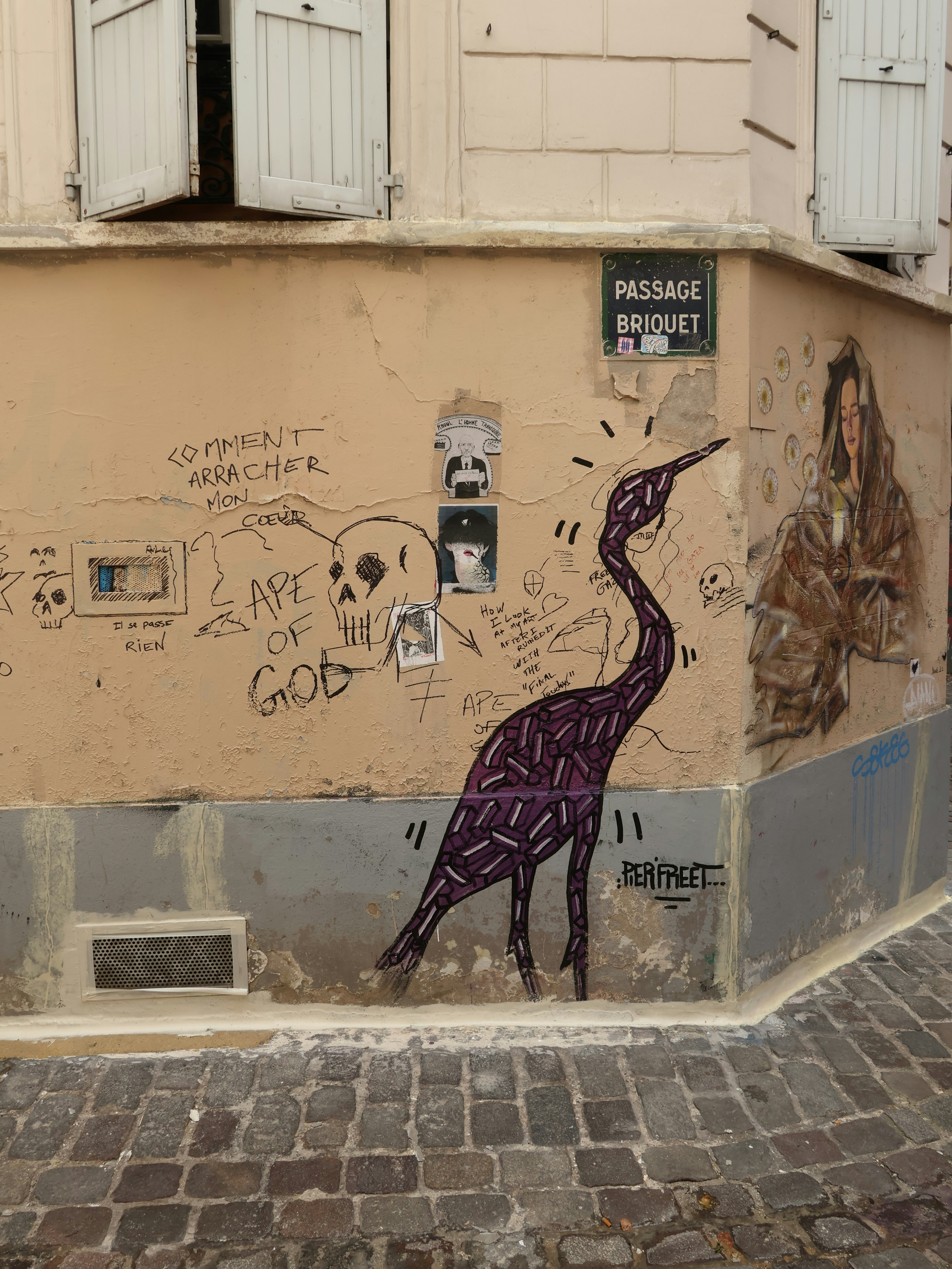 Purple Giraffe at the Corner: A Street-Art Tale on Cobblestones