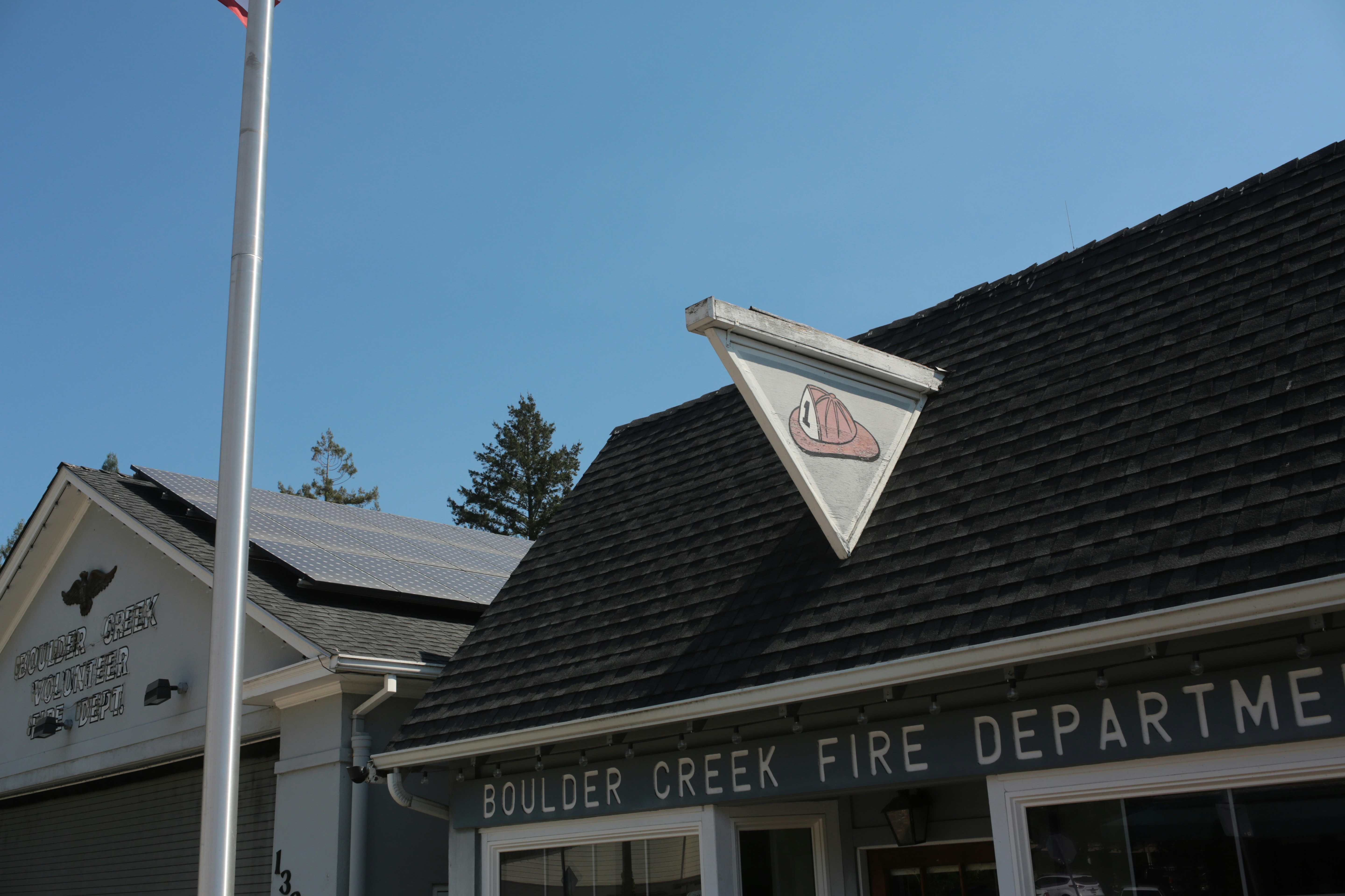 Herald of Safety: The Boulder Creek Fire Department Emblem