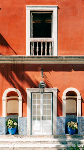 A Harmony of Color and Architecture