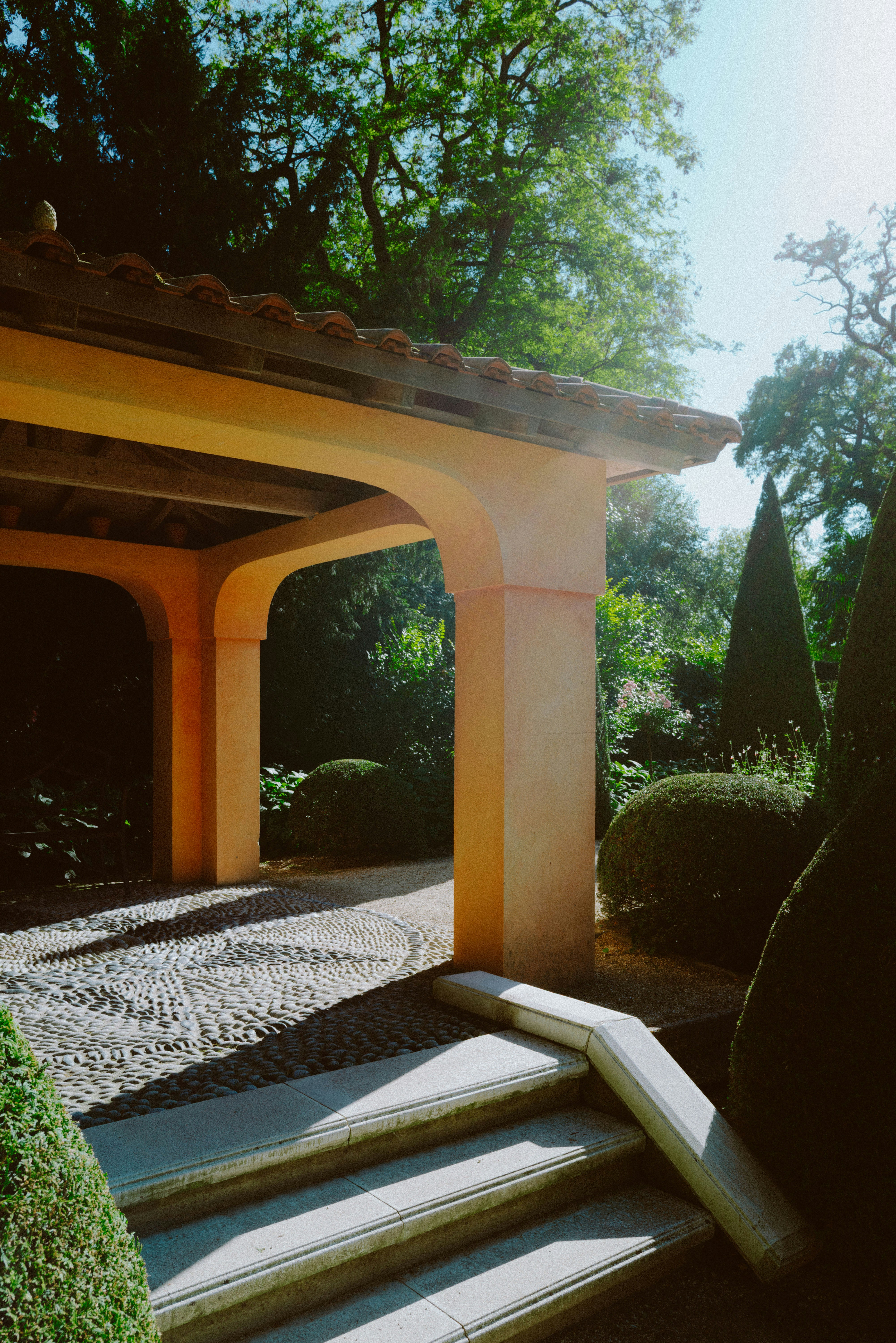 Serene Garden Arcadia