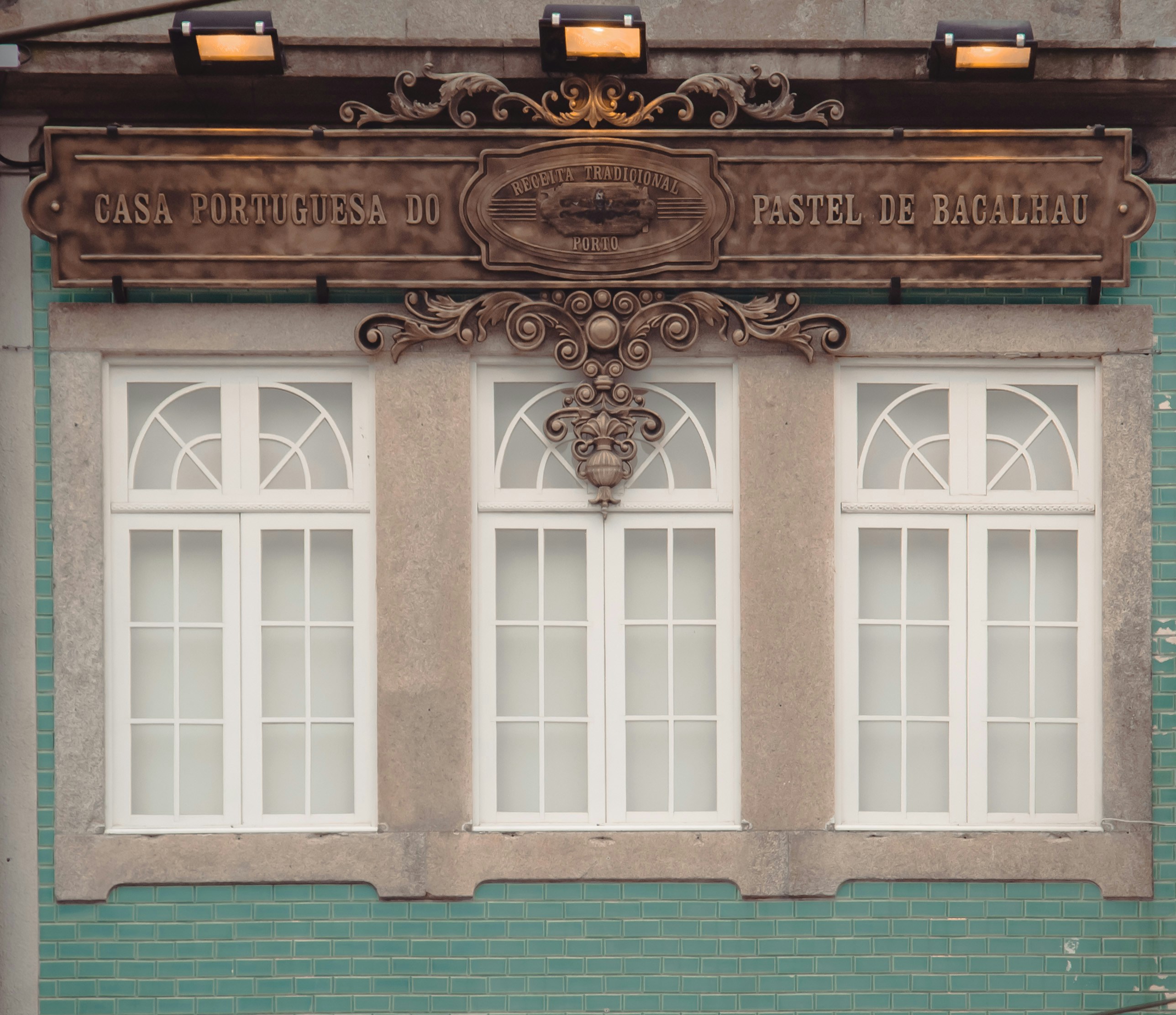 Heritage Flavors: The Charm of Casa Portuguesa
