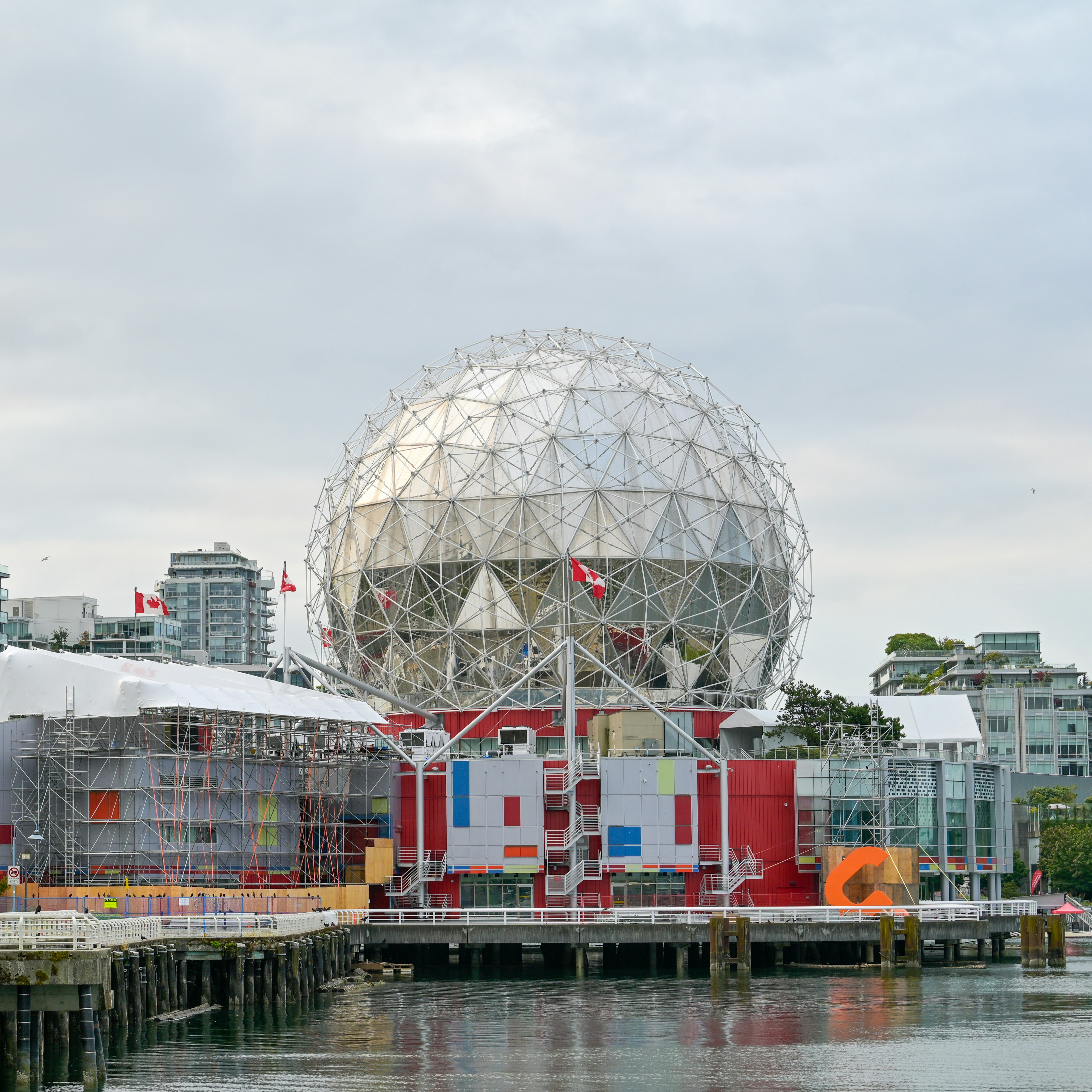 The Geodesic Marvel: A Modern Architectural Icon