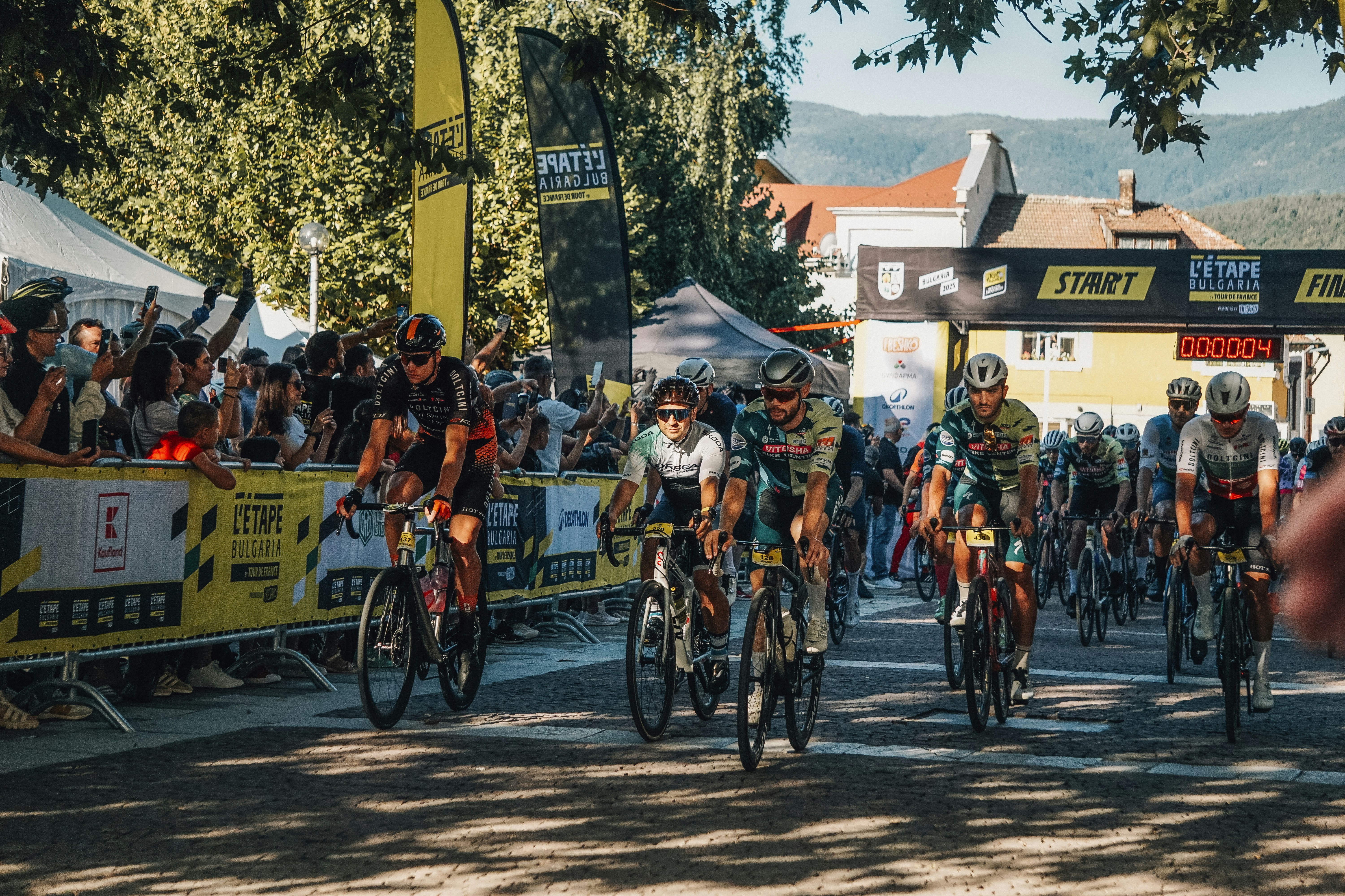 Photo by Valery Balabanov with Sony Alpha 6000