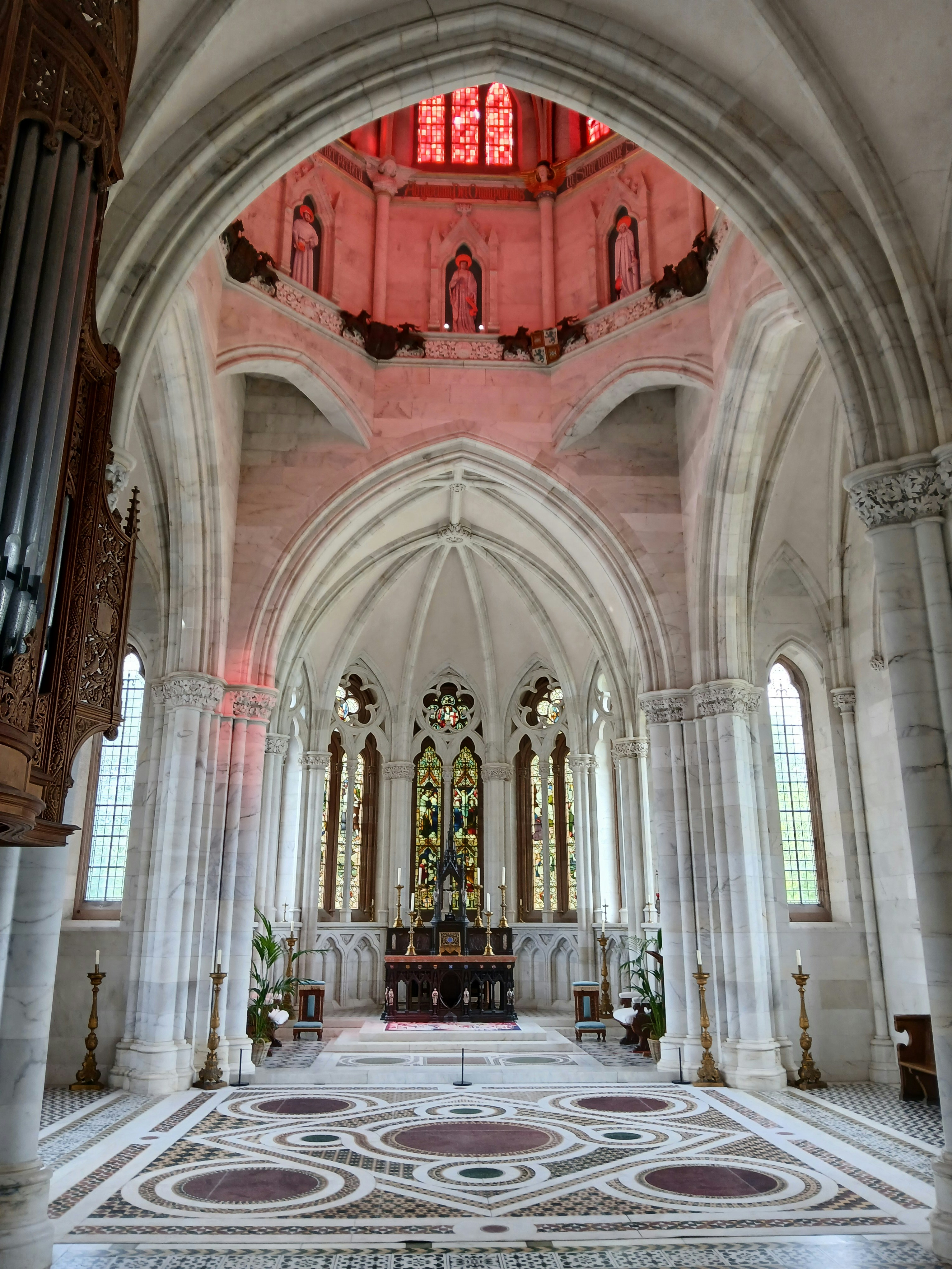Grand church interior with ornate altar and stained glass photo – Free ...
