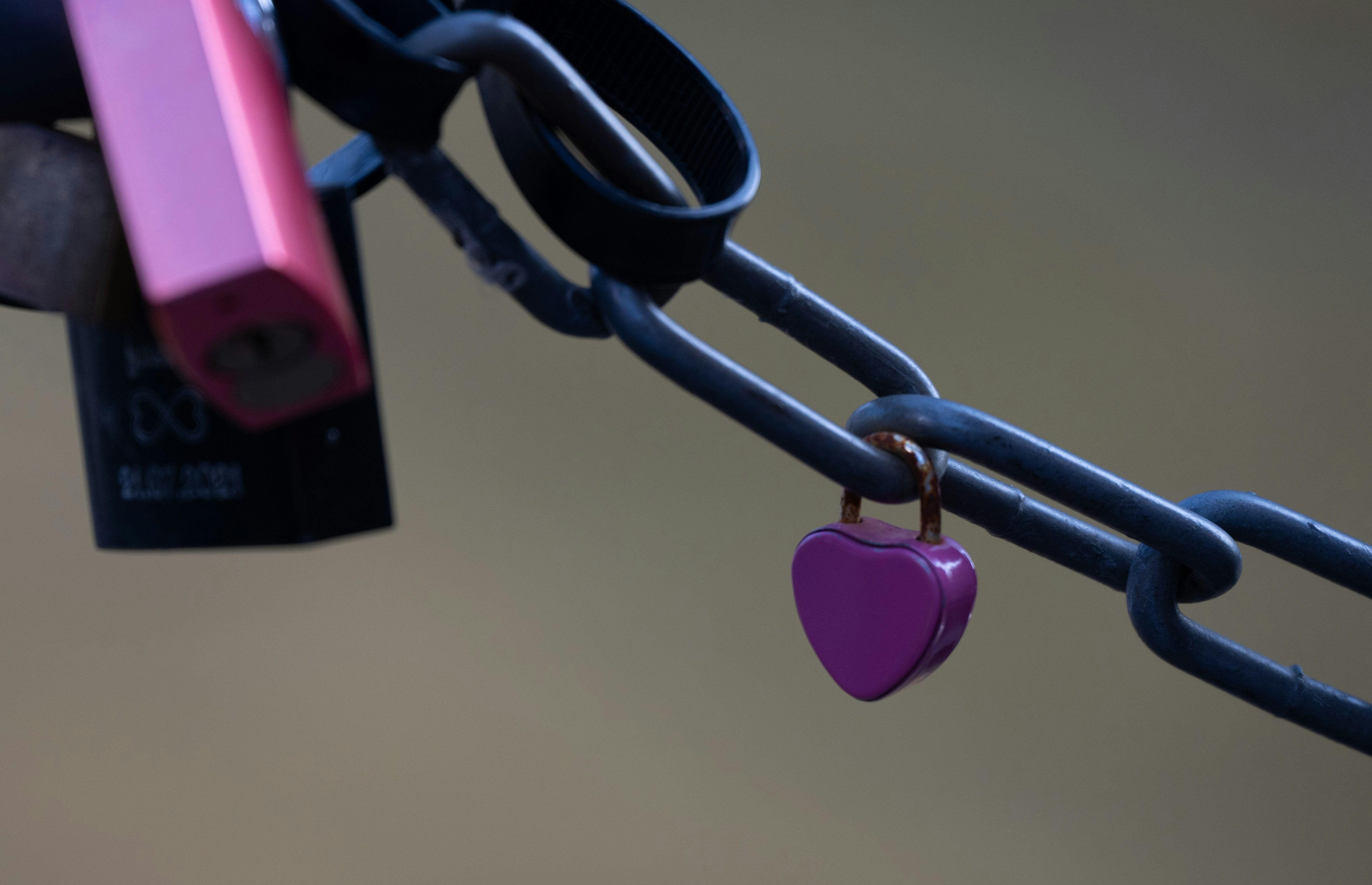 Symbol of Affection: A Heart Lock on a Chain