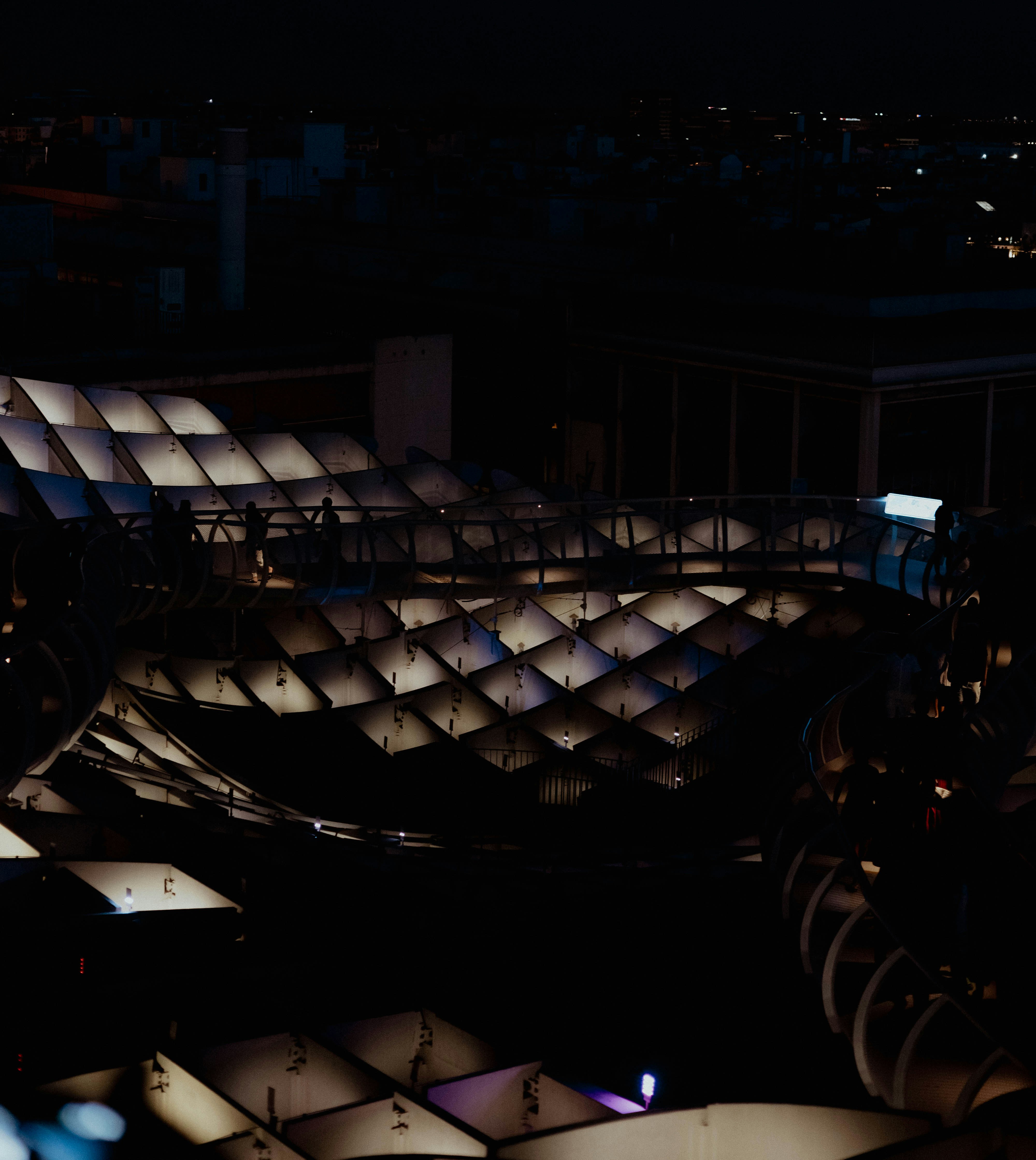 Urban Nightscape: A Dance of Light and Shadow