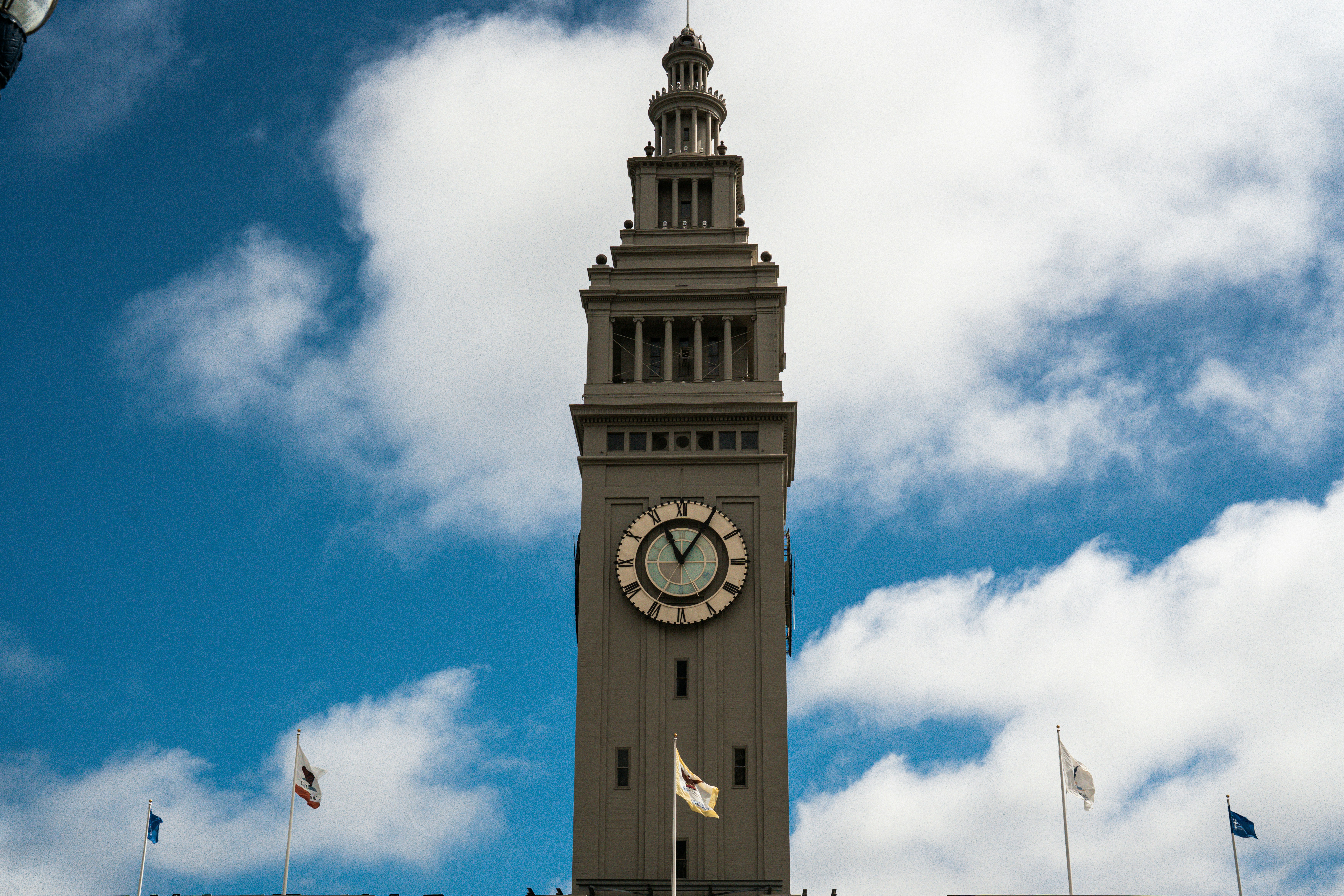 The Timeless Sentinel: A Towering Tribute to Time