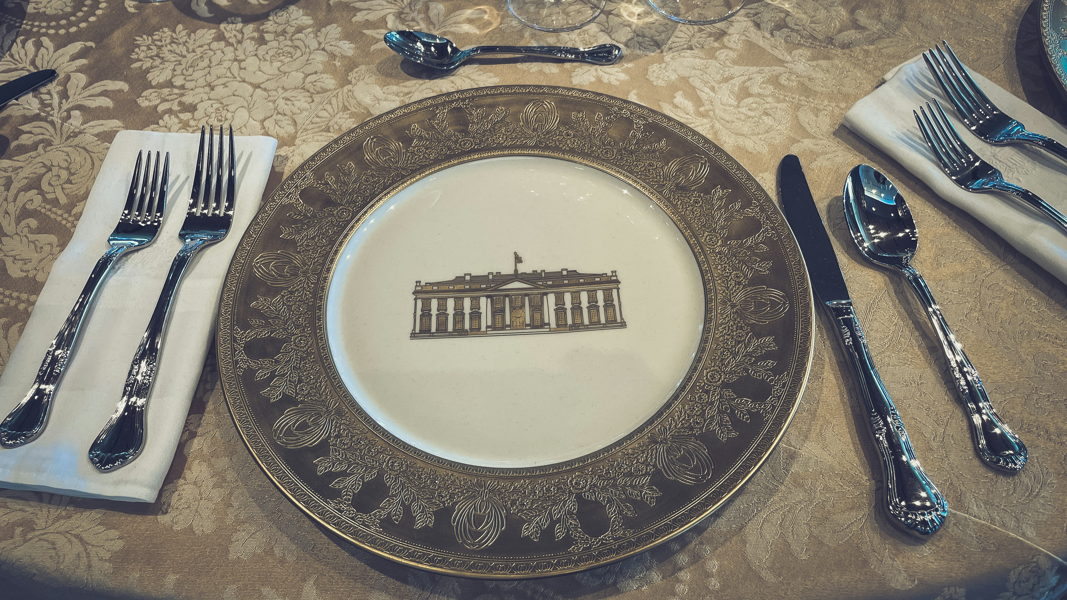 Elegance on the Table: A Culinary Tribute