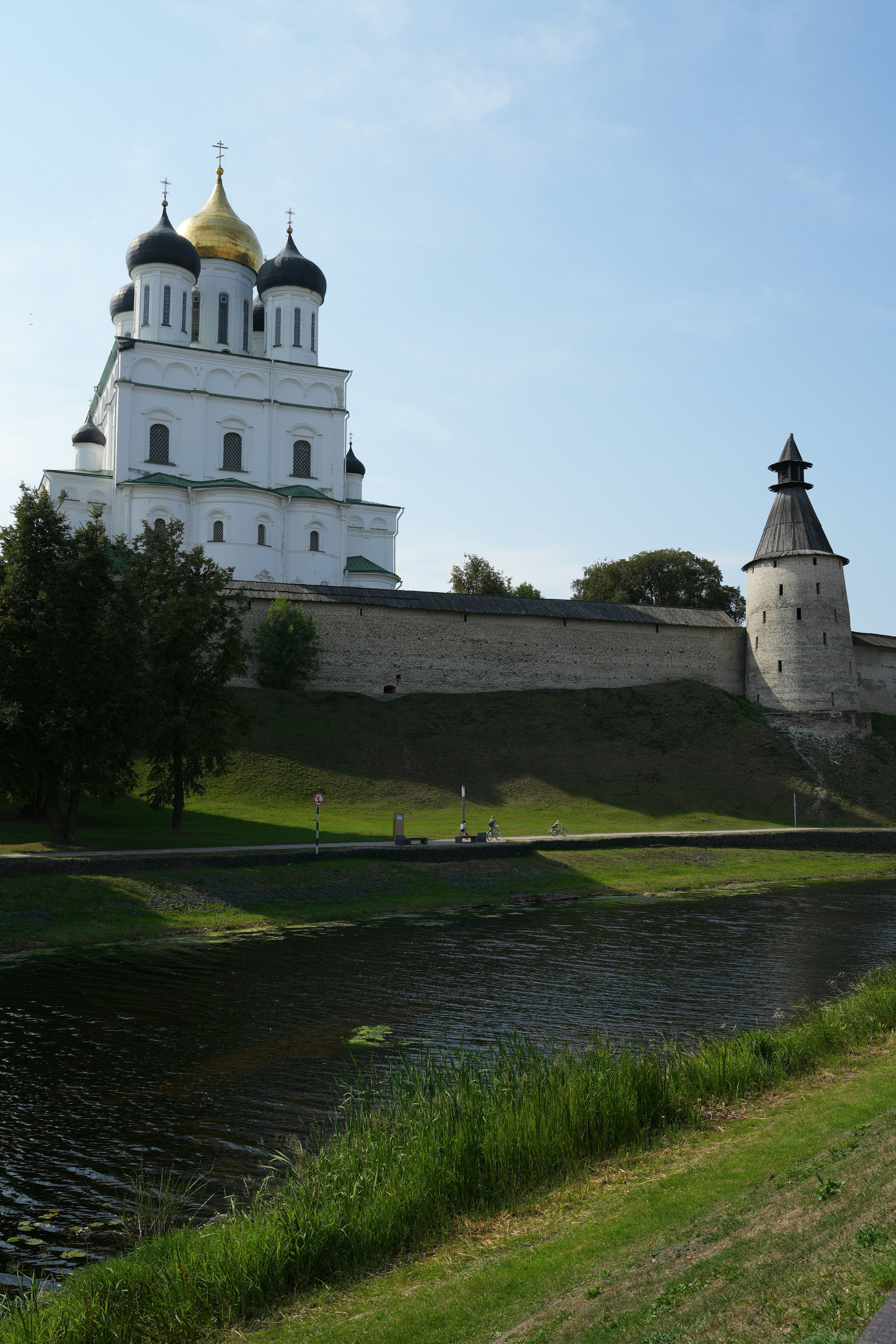 Golden Domes and Timeless Stone: A Fortress Reflection