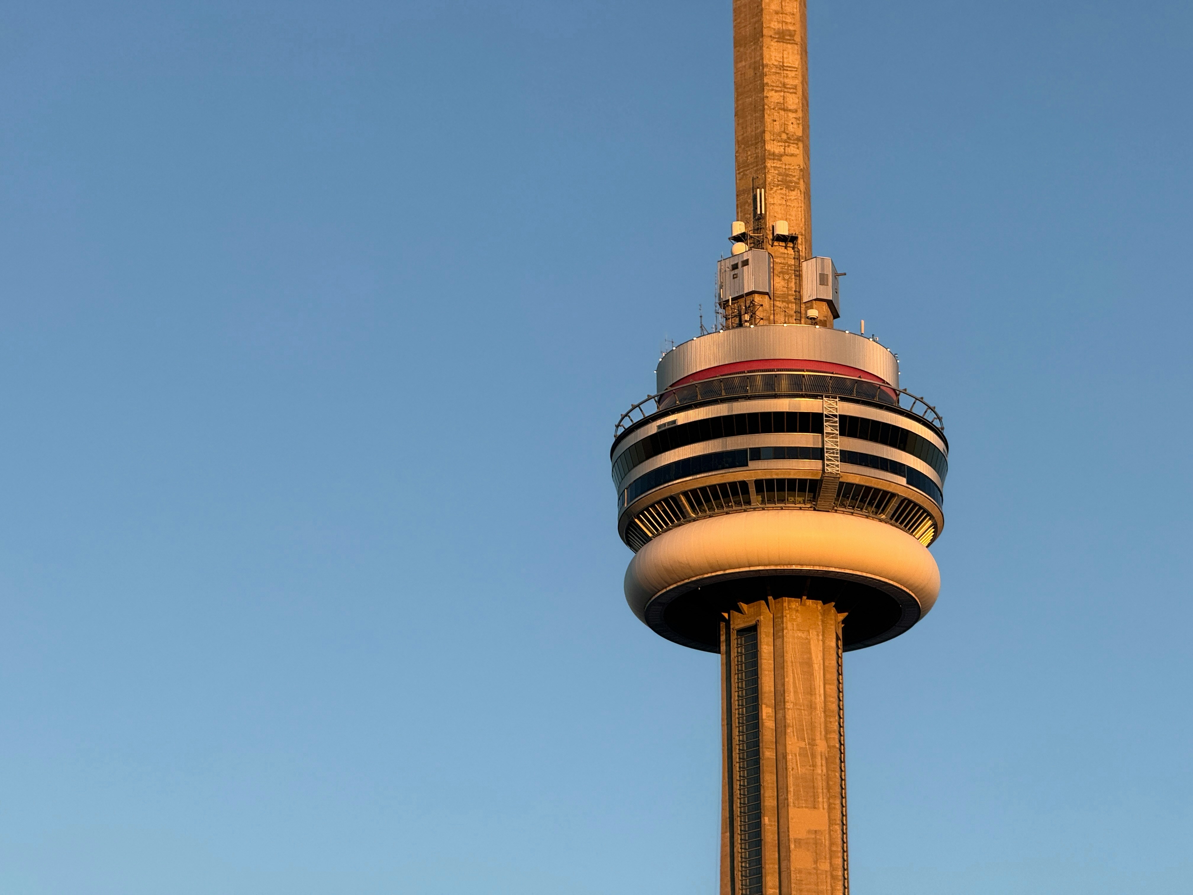 A Towering Icon Against a Clear SkyQi Li