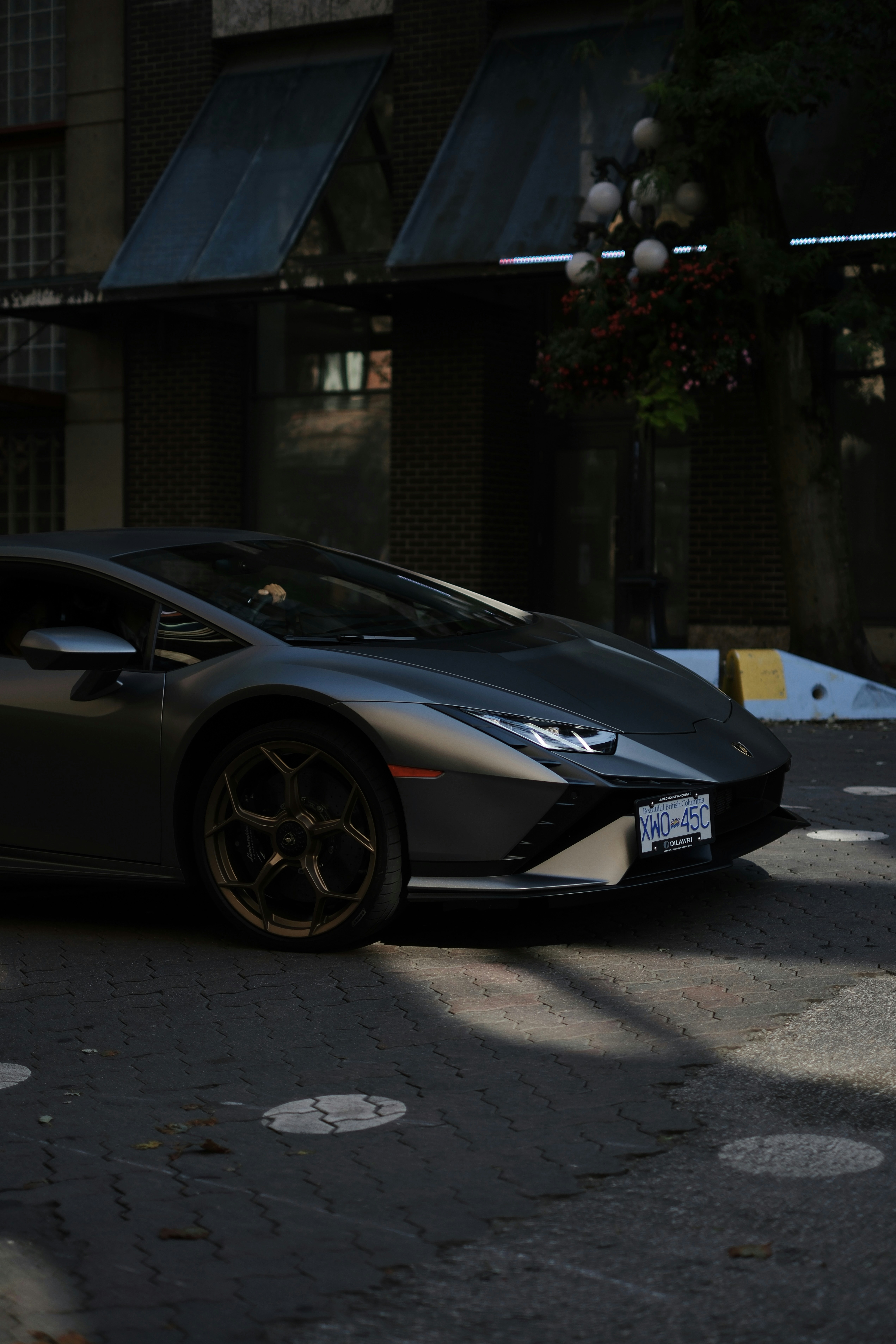 Urban Elegance: The Art of Automotive Design