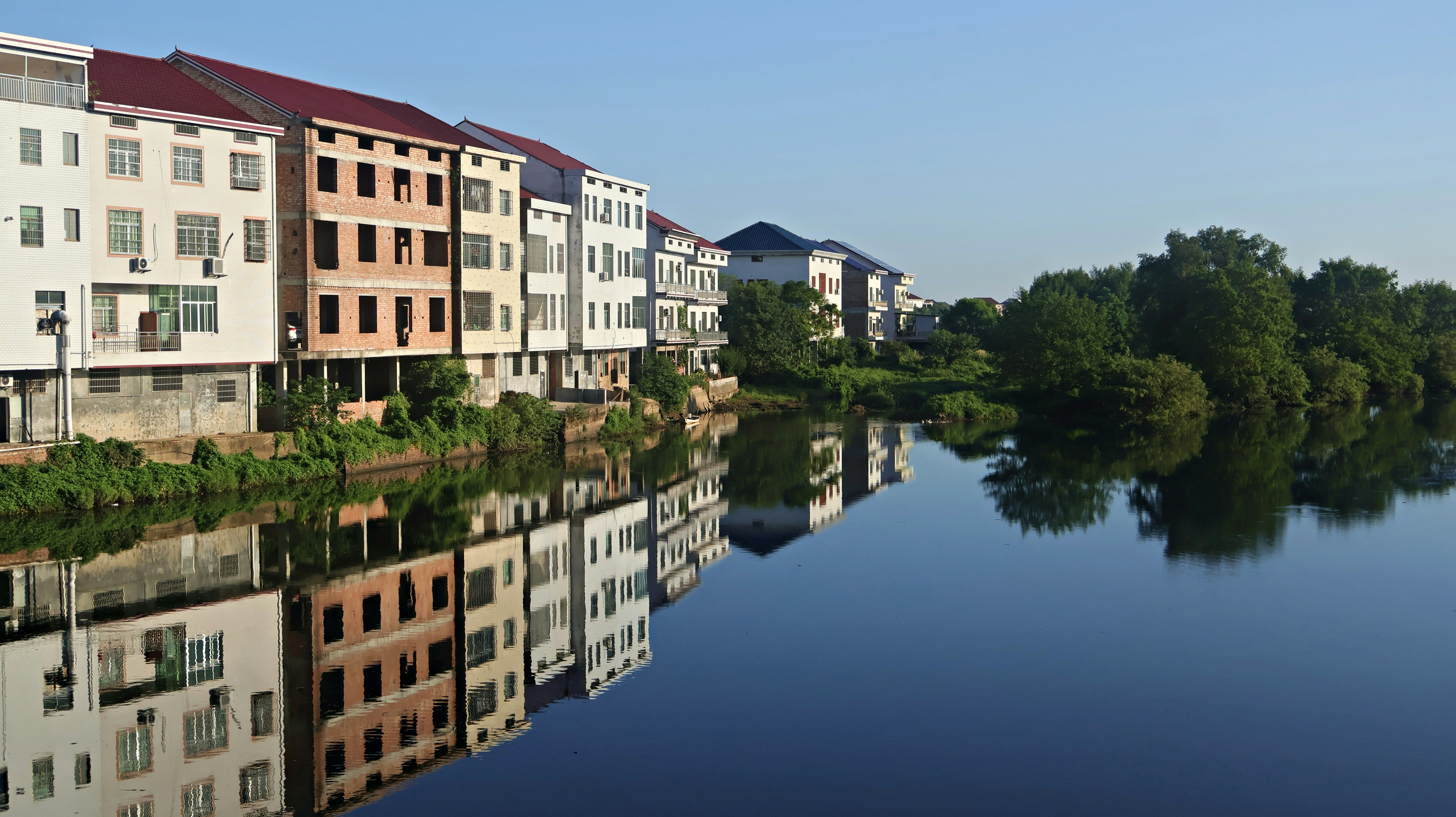 Reflections of Tranquility: A Riverside Retreat