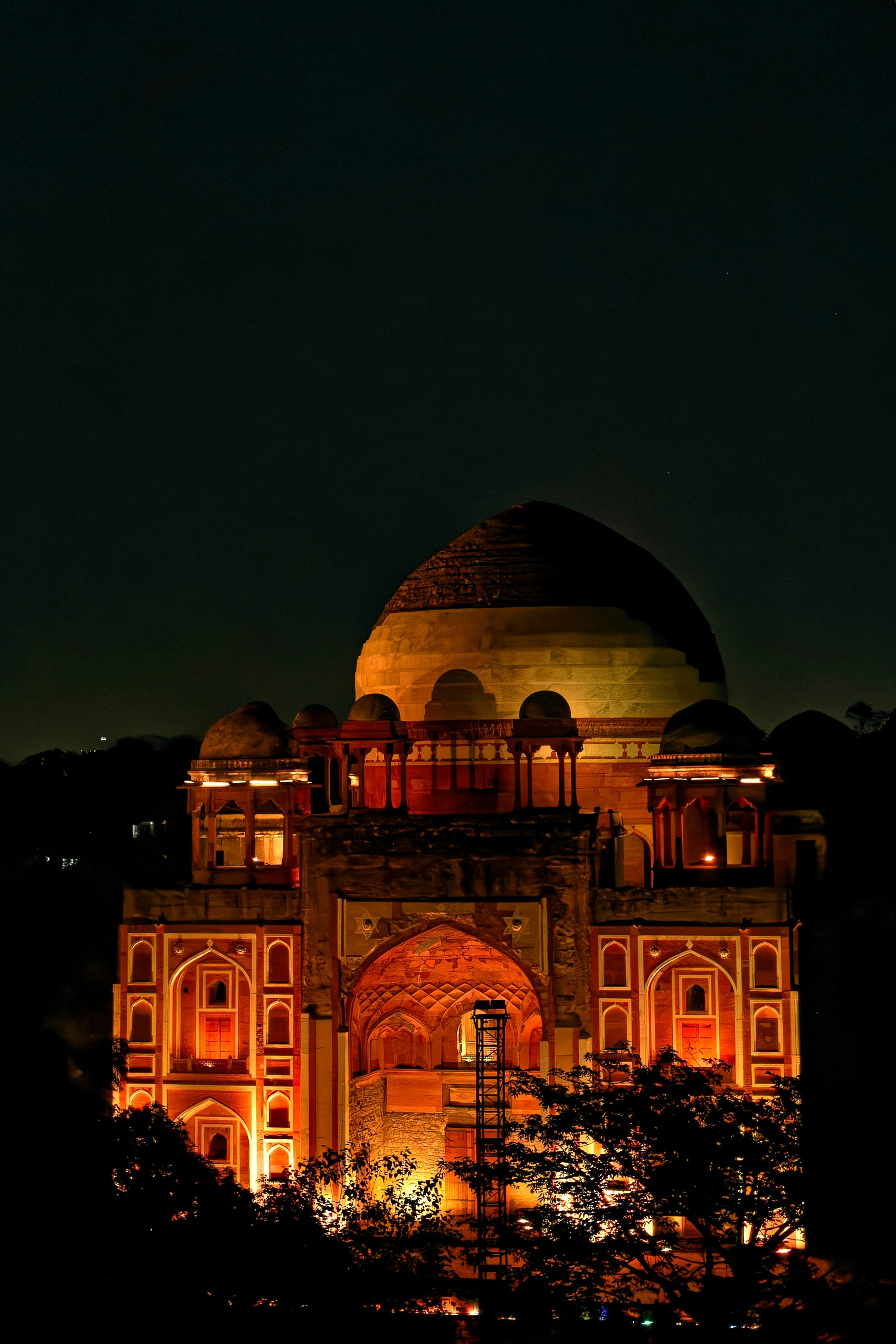 Illuminated Heritage: A Nighttime Tribute