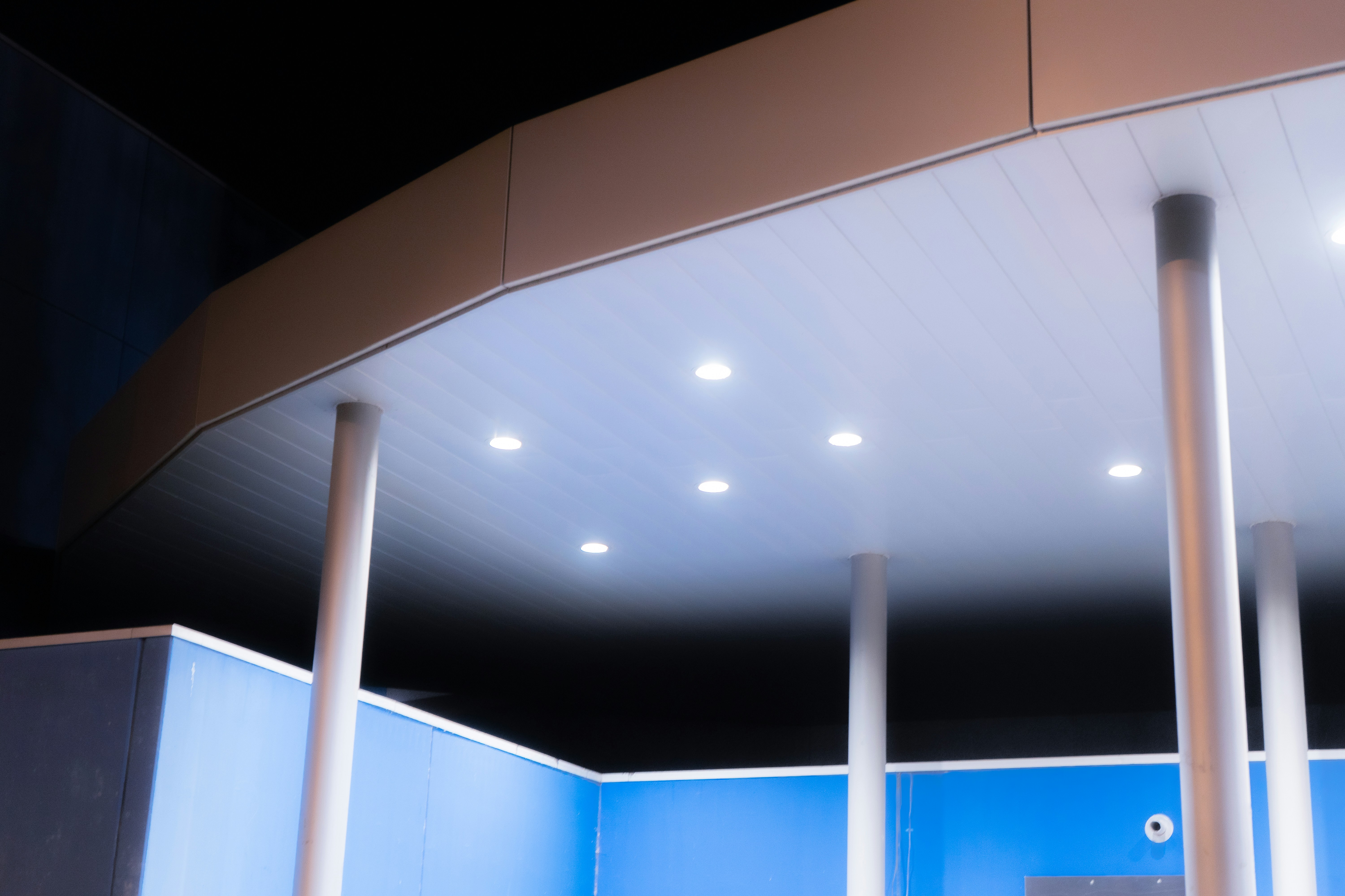 Illuminated Geometry: A Study in Modern Architecture