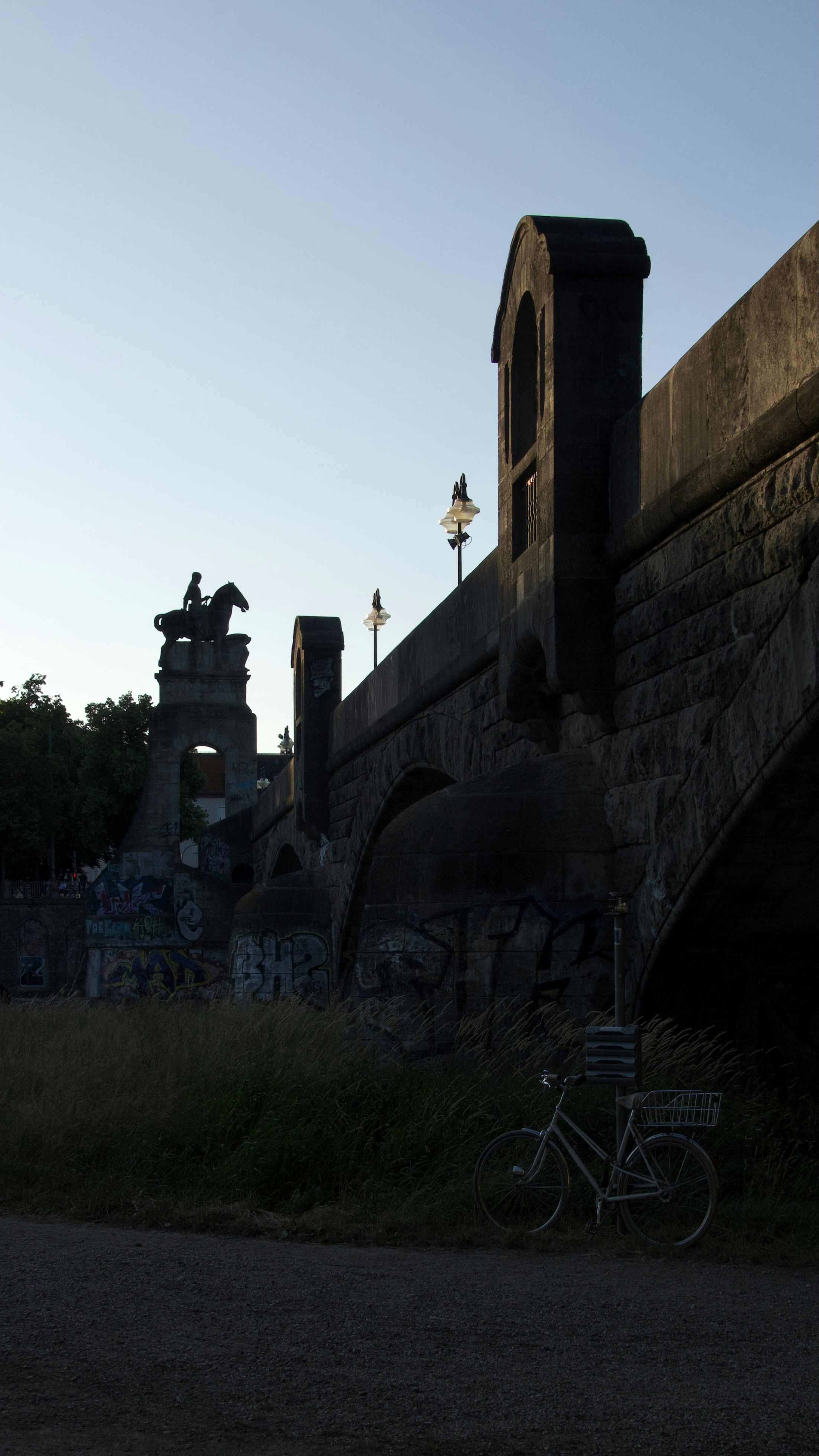 Silhouettes of History: The Bridge and Its Guardian