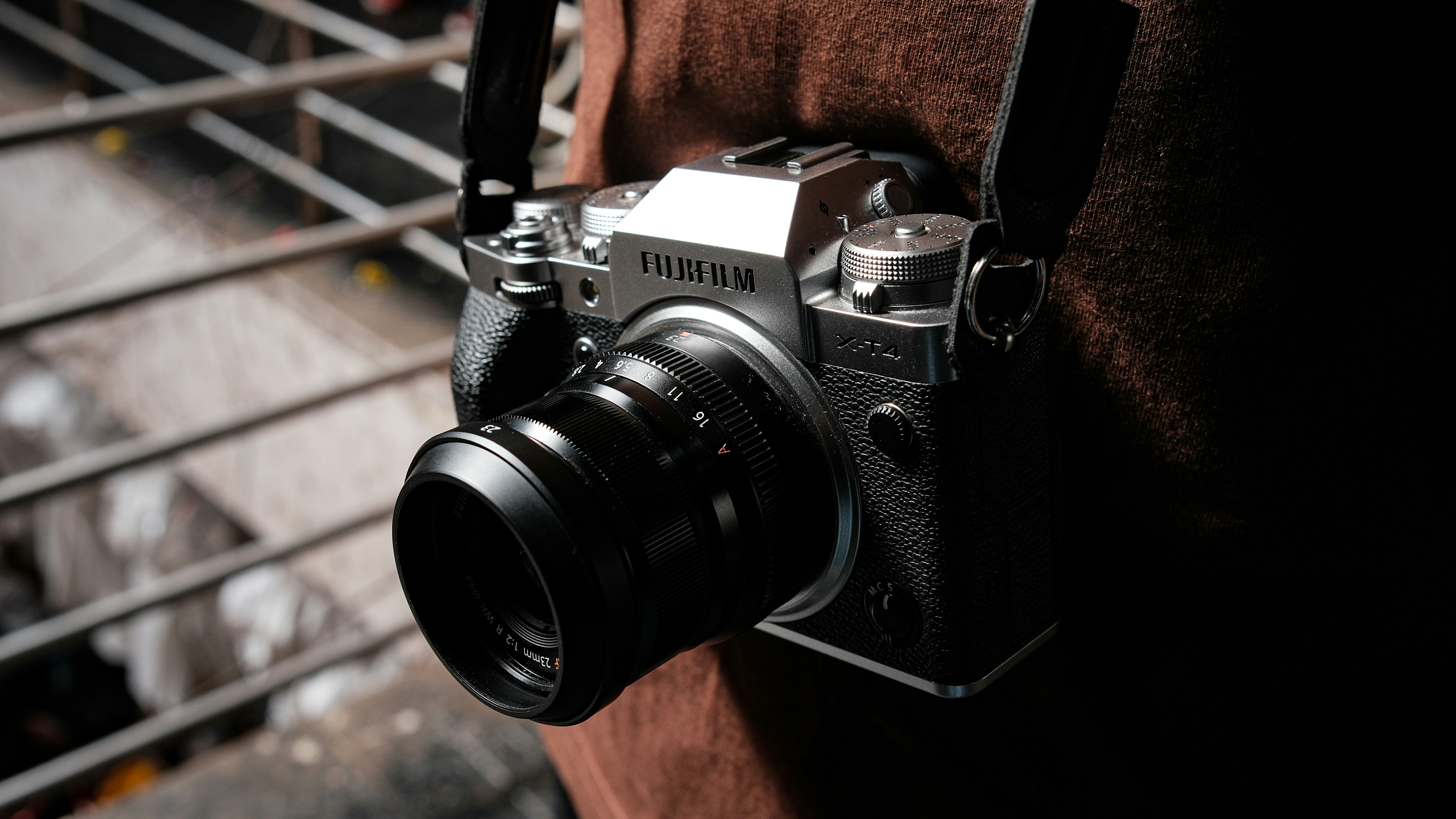 Craftsmanship in Focus: The Fujifilm X-S20