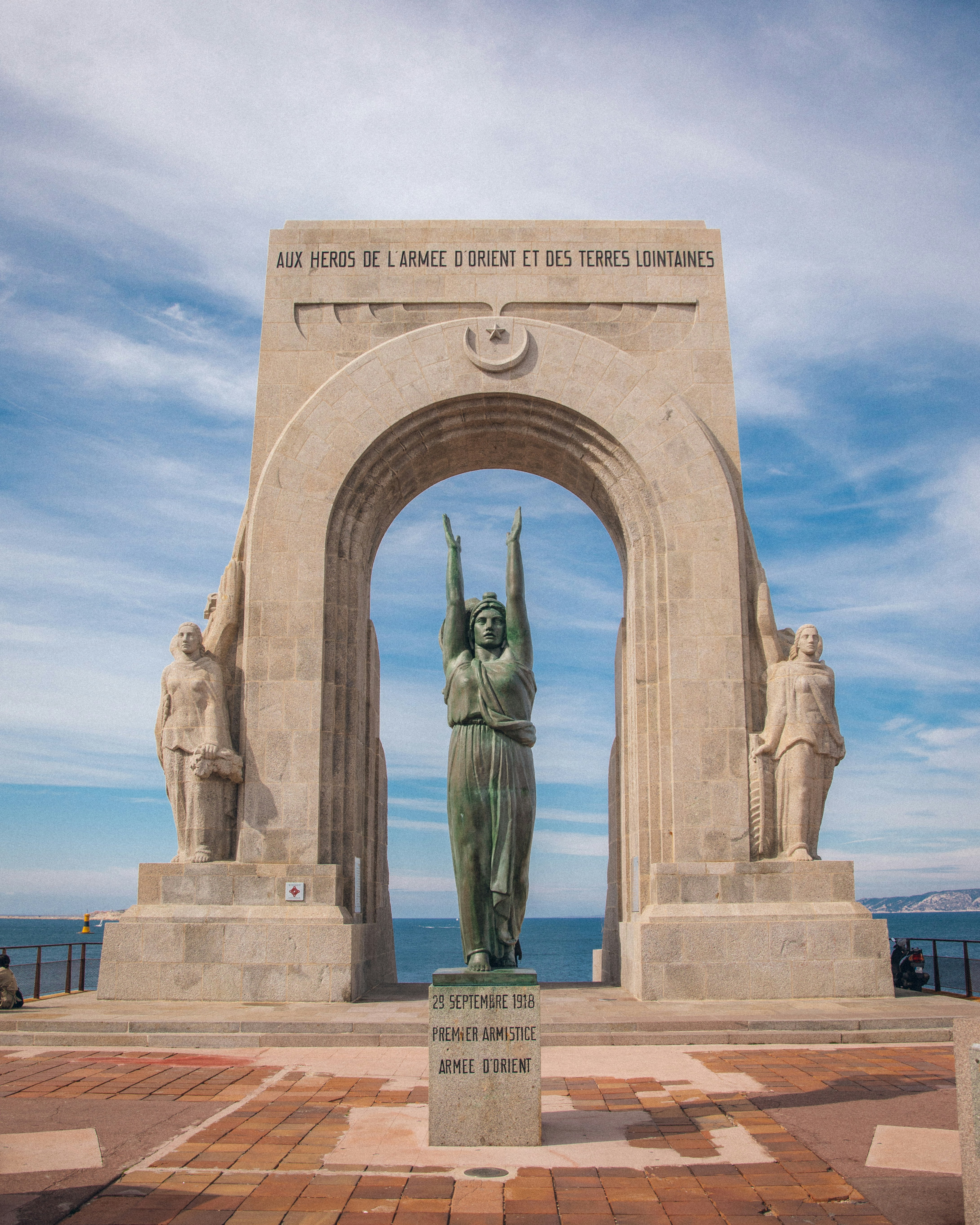 Monument with arched structure and central statue