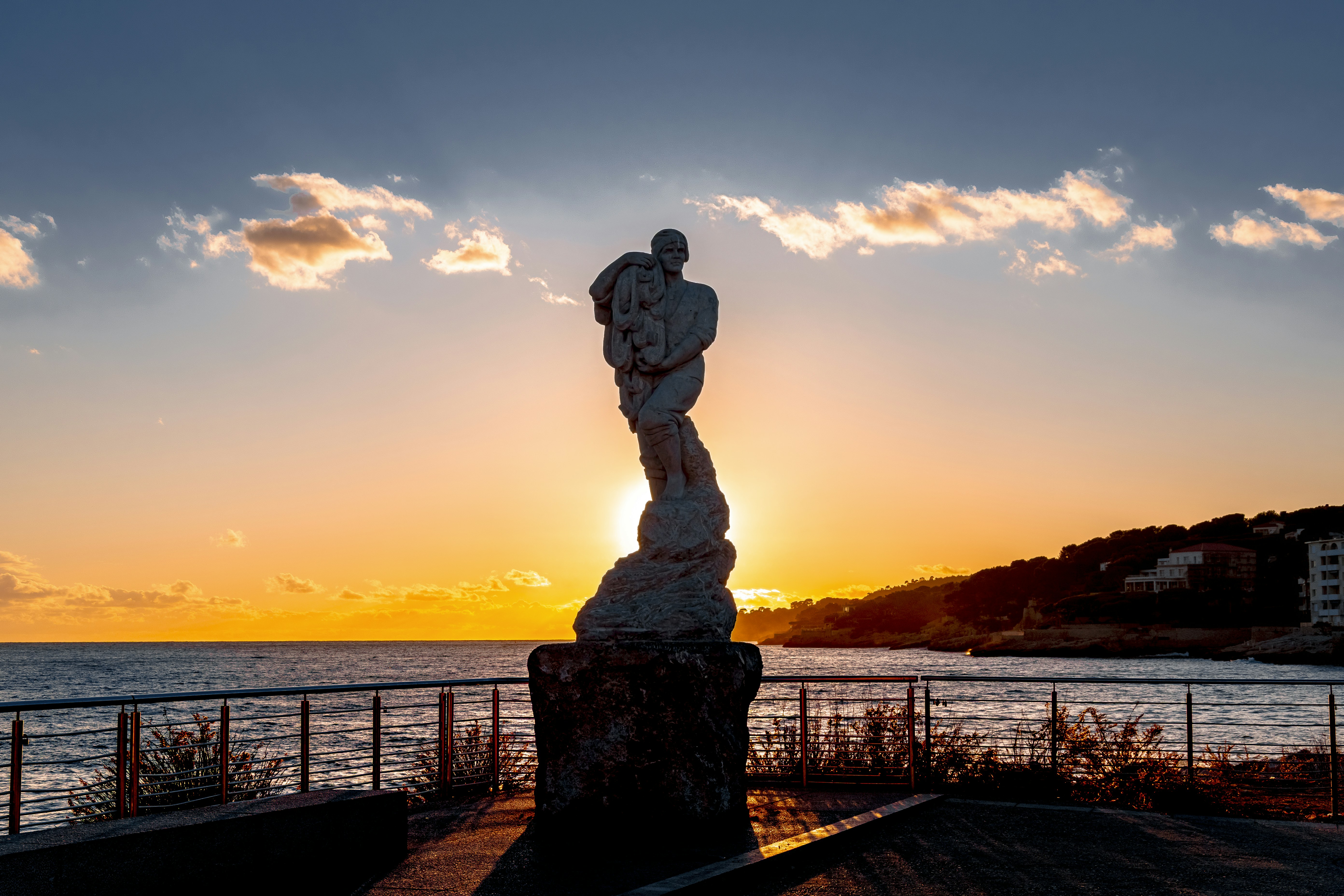 Guardian of the Sunset