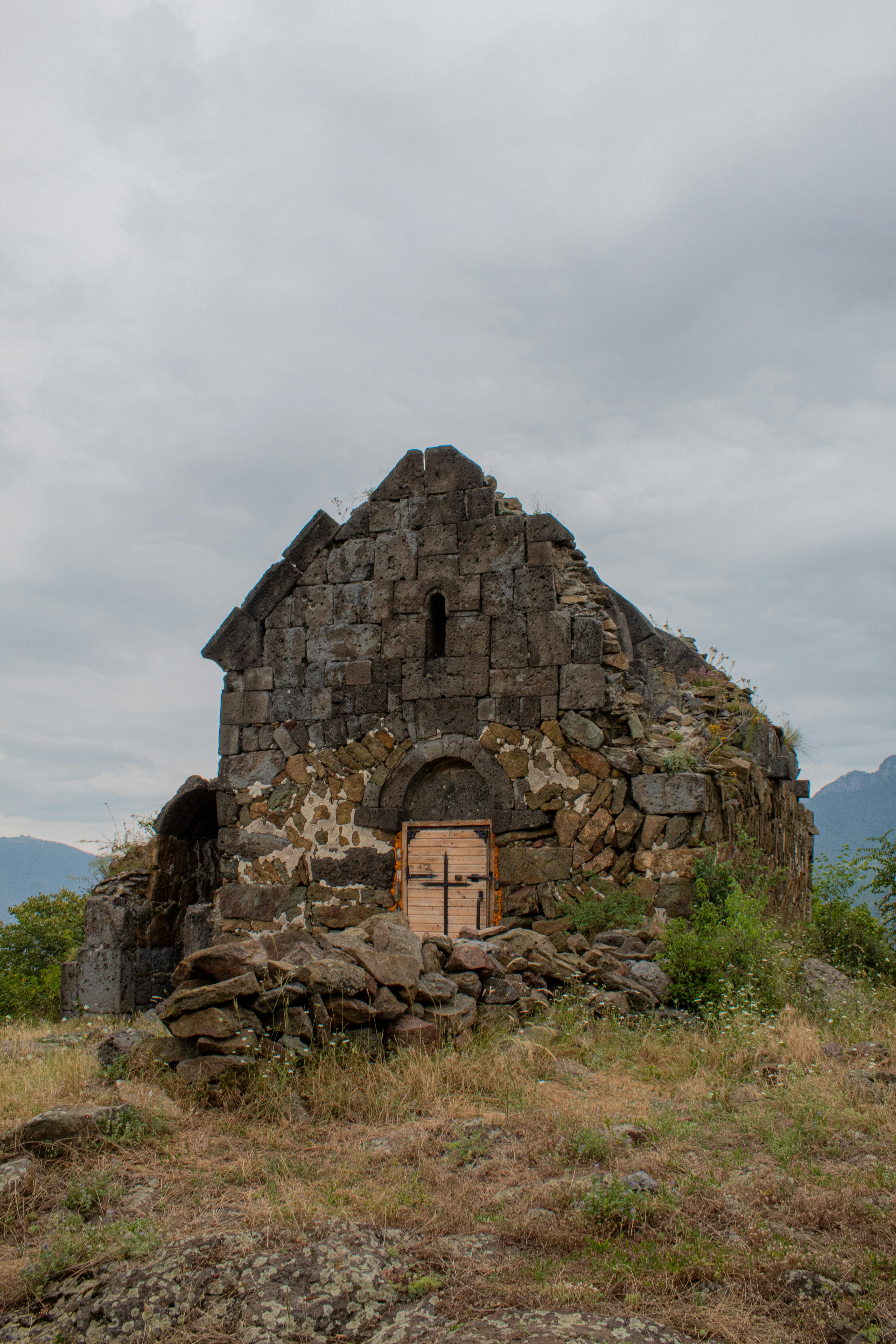 Whispers of Time: The Forgotten Ruins