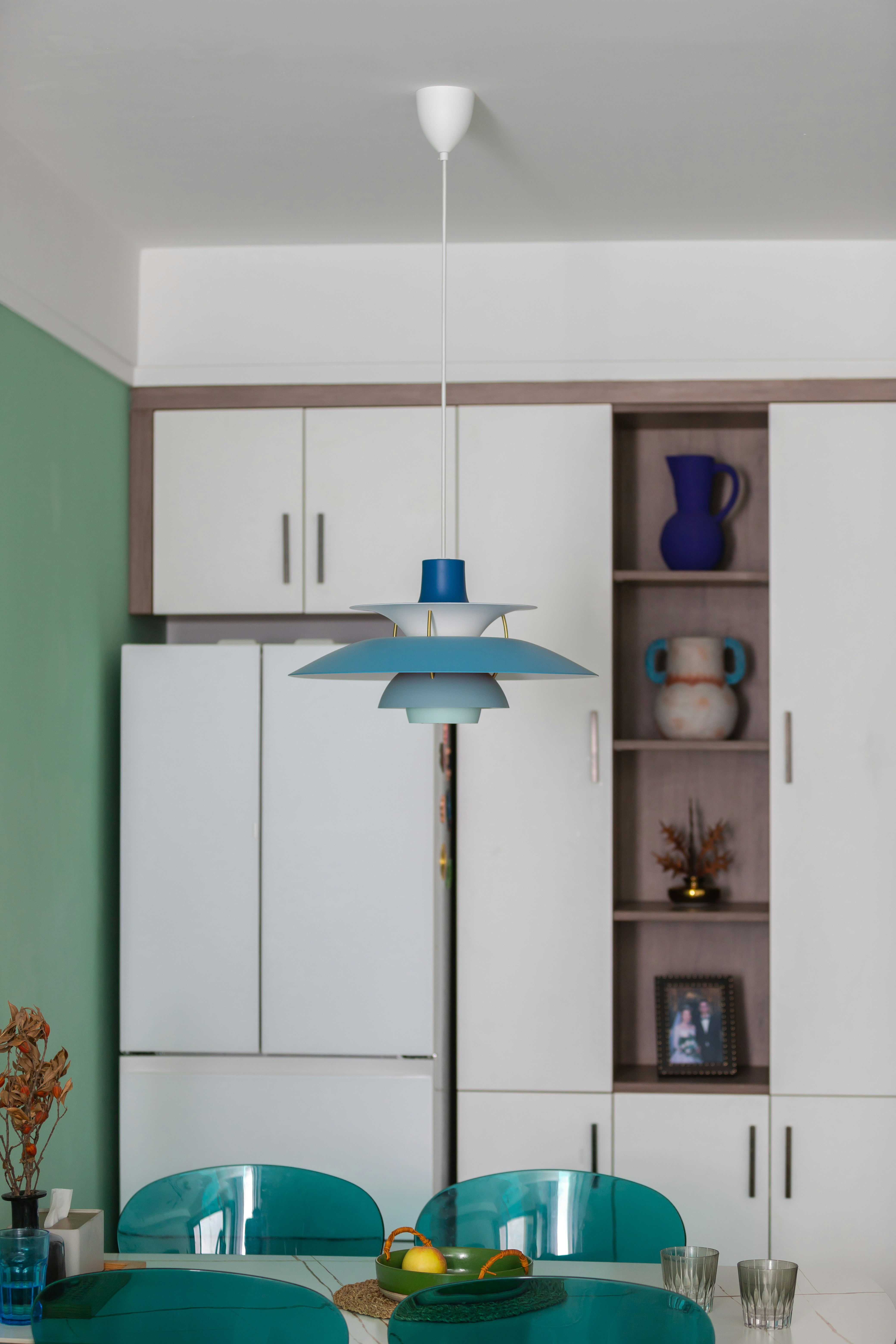 A Symphony of Blue: Modern Minimalism in the Kitchen
