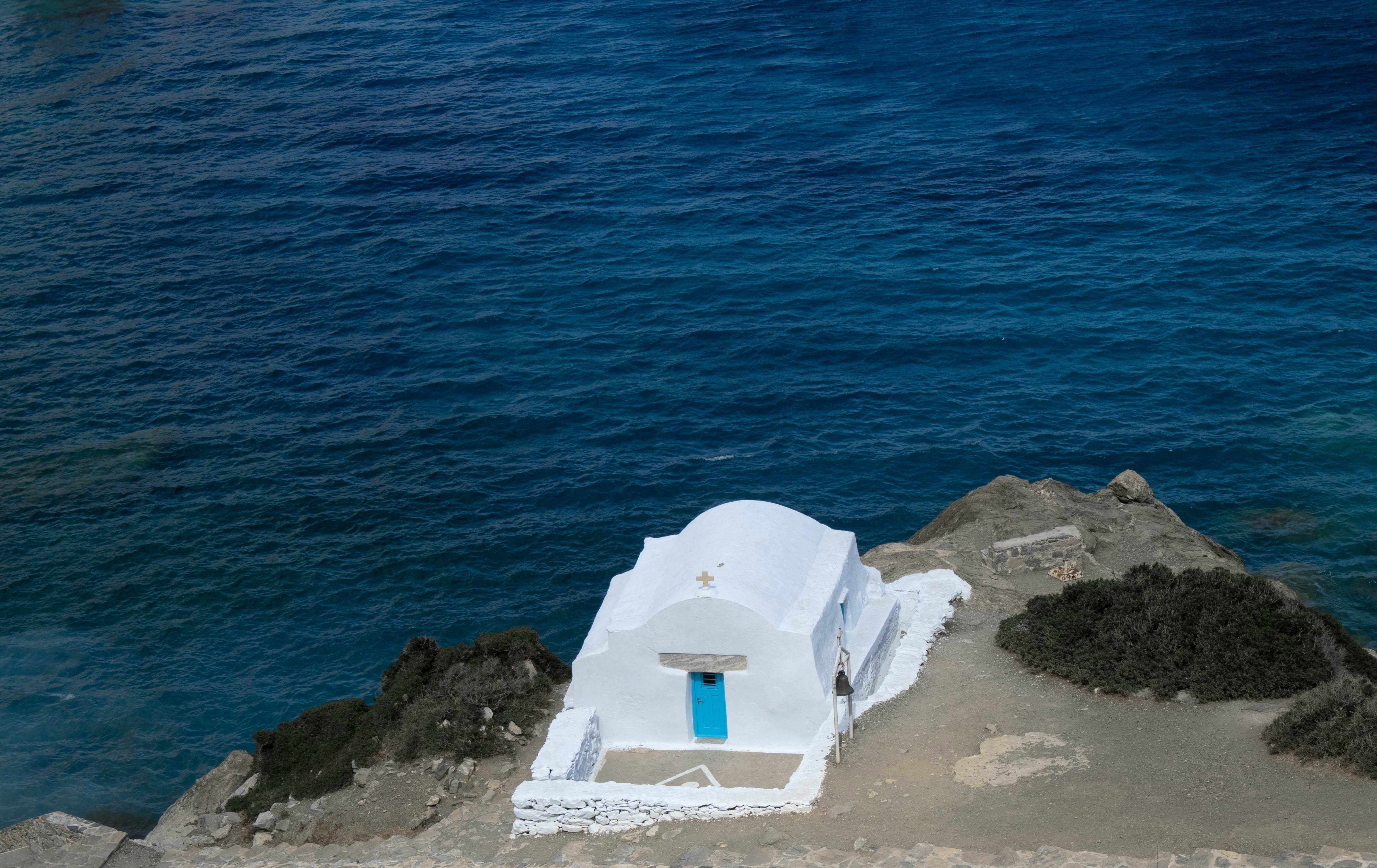 Seaside Sanctuary: A Whitewashed Retreat